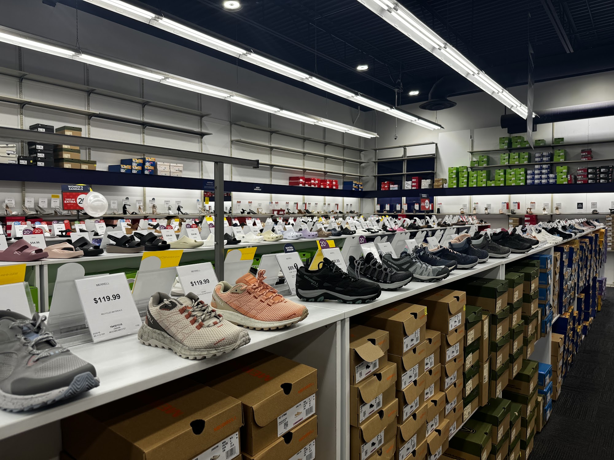 THE SHOE COMPANY - Calgary AB - Hours, Directions, Reviews - Loc8NearMe