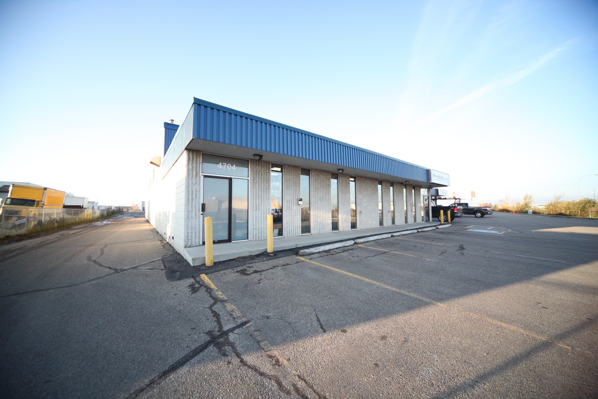 PHOENIX INDOOR RANGE AND GUN SHOP - Edmonton AB - Hours, Directions ...