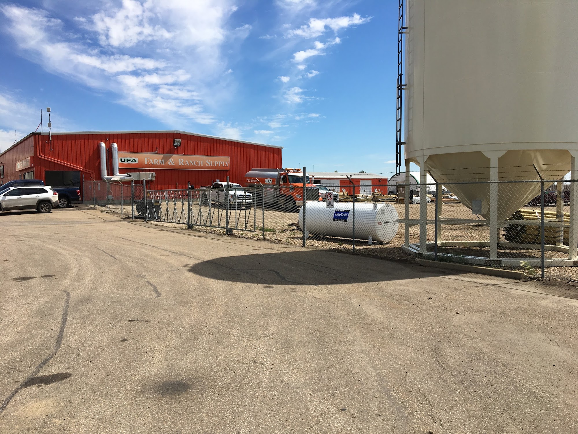 SPRUCE GROVE UFA FARM & RANCH SUPPLY - Spruce Grove AB - Hours ...
