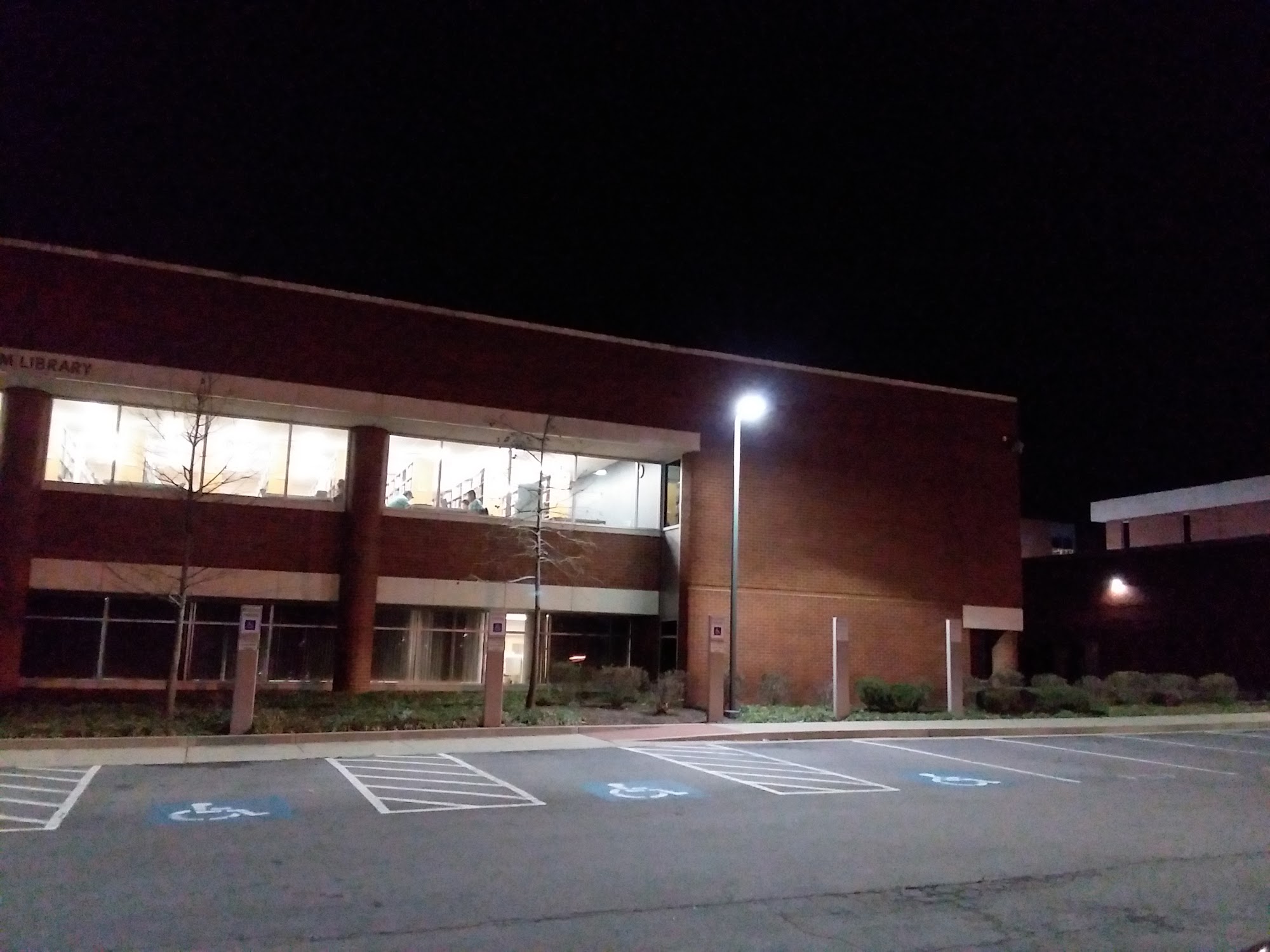 UAFS BOREHAM LIBRARY - Fort Smith AR - Hours, Directions, Reviews ...