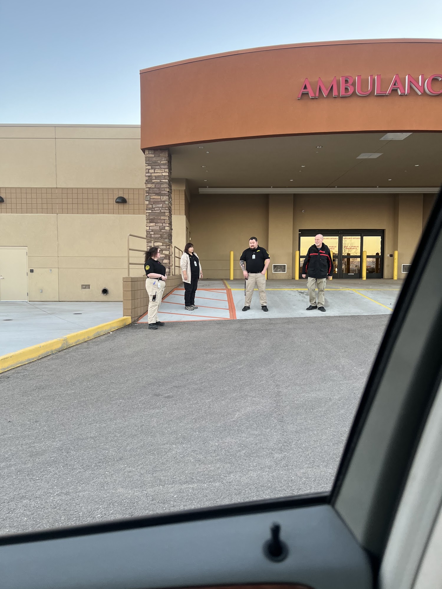 KINGMAN REGIONAL MEDICAL CENTER - Kingman AZ - Hours, Directions ...