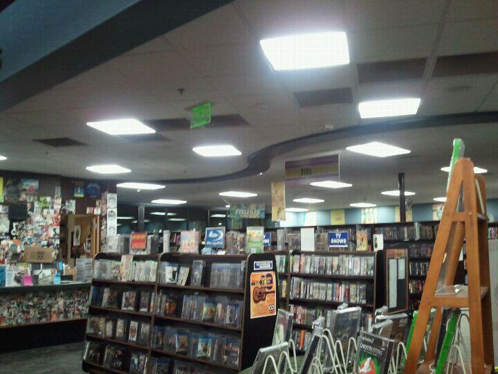 BOOKMANS PHOENIX ENTERTAINMENT EXCHANGE - Phoenix AZ - Hours ...