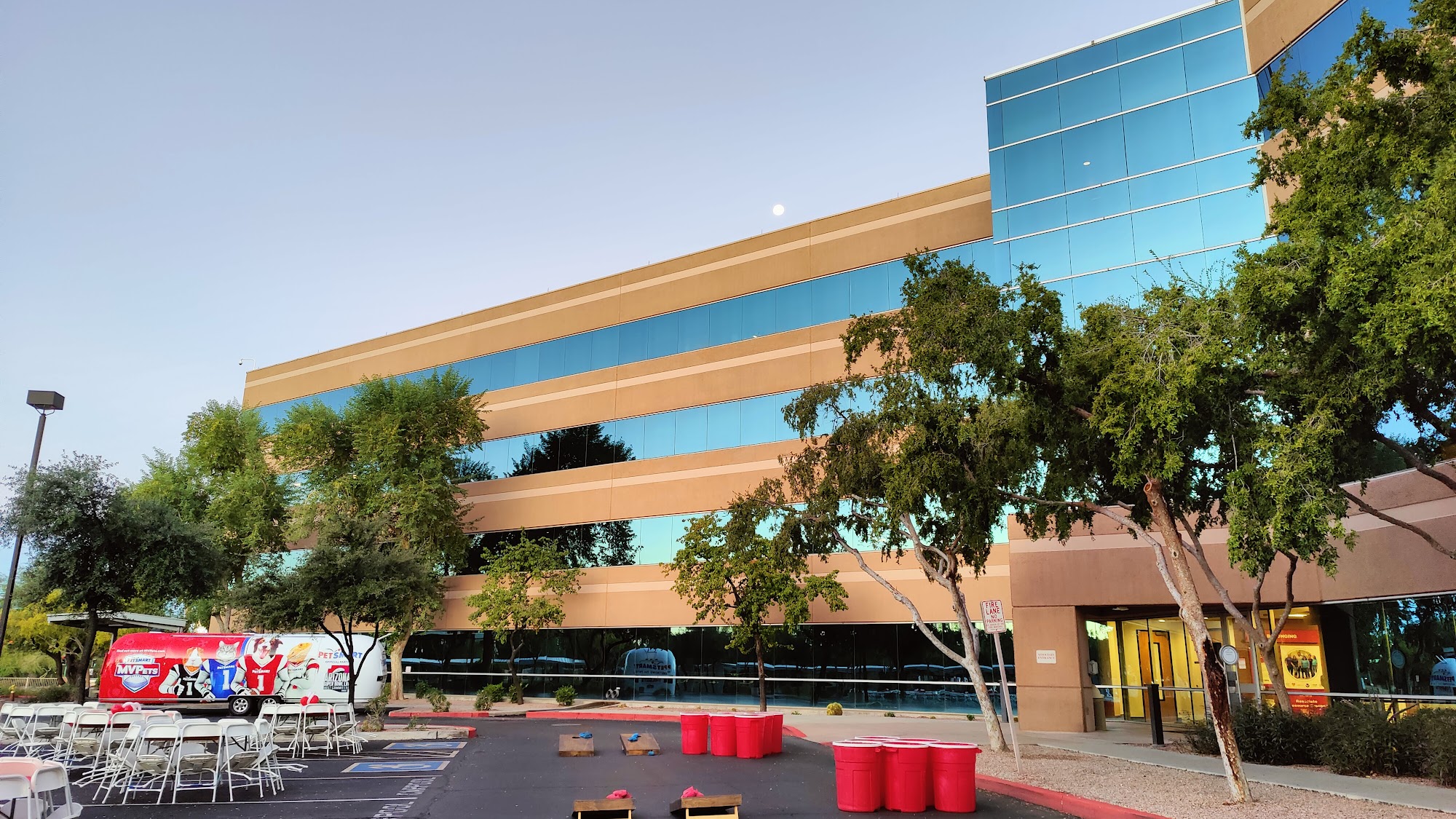 PETSMART CORPORATE OFFICE - Phoenix AZ - Hours, Directions, Reviews ...