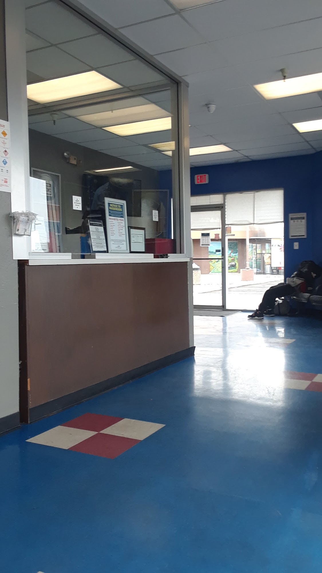 GREYHOUND: BUS STATION - Phoenix AZ - Hours, Directions, Reviews ...