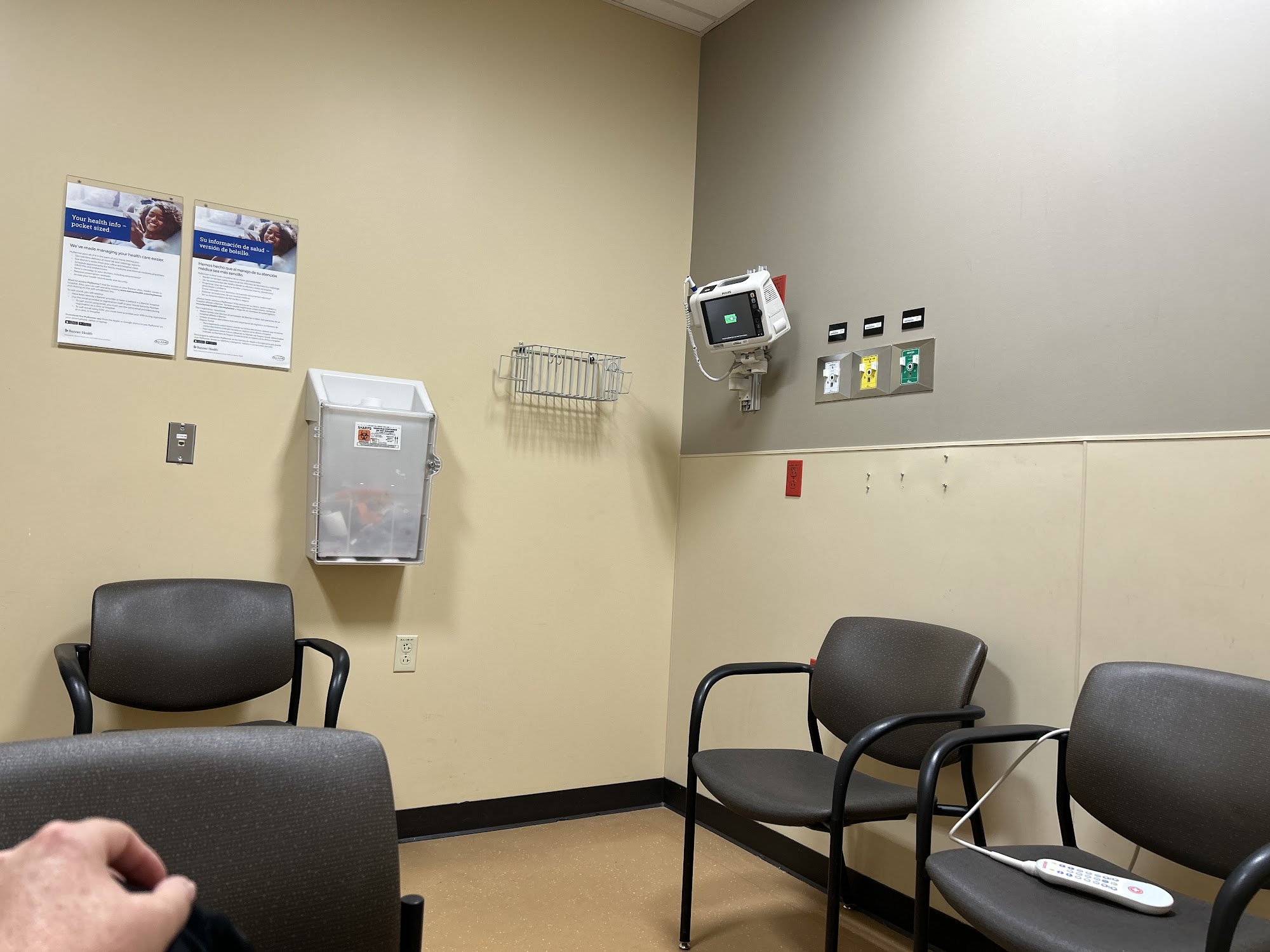 BANNER ESTRELLA MEDICAL CENTER - Phoenix AZ - Hours, Directions ...