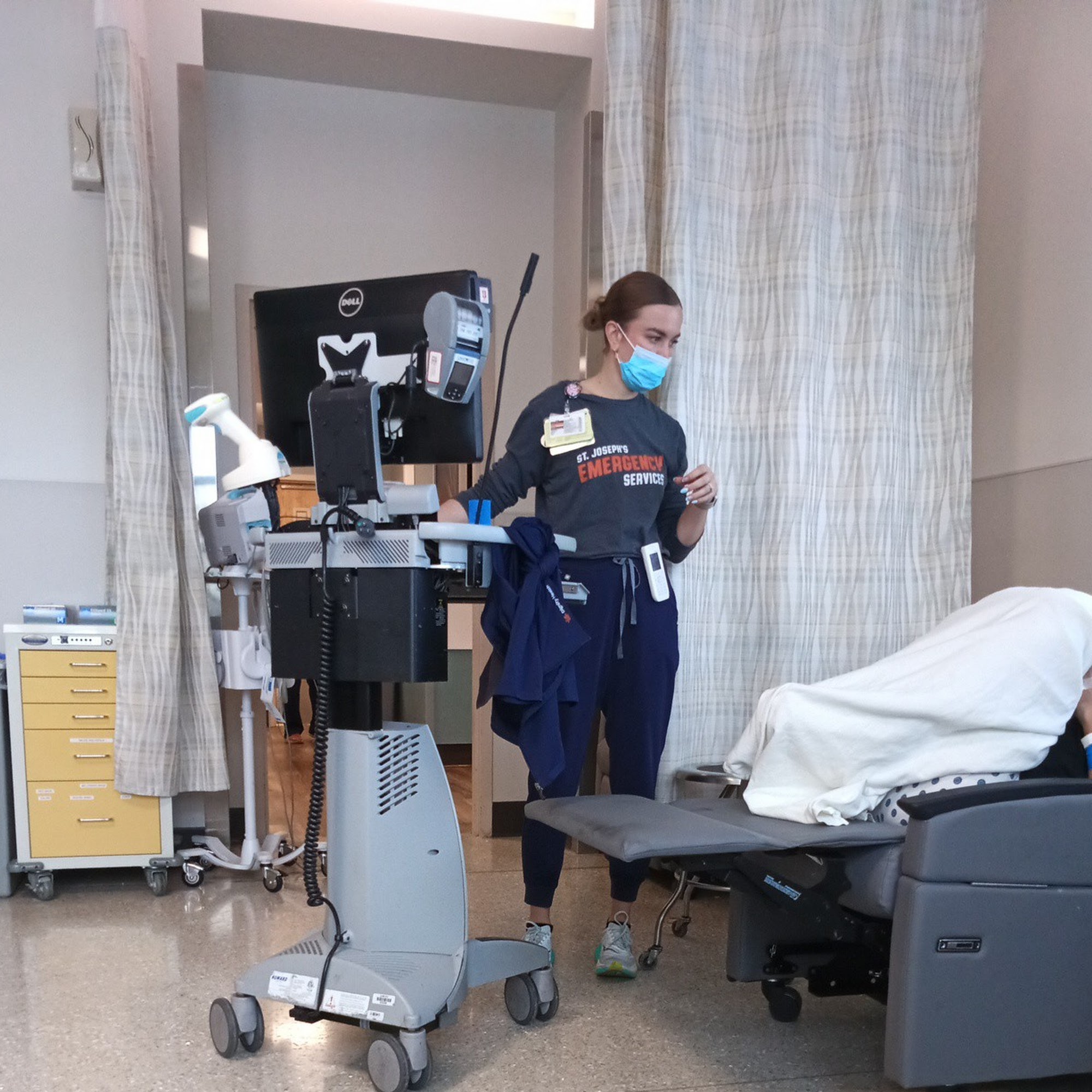 ST. JOSEPH'S HOSPITAL AND MEDICAL CENTER EMERGENCY ROOM - Phoenix AZ ...