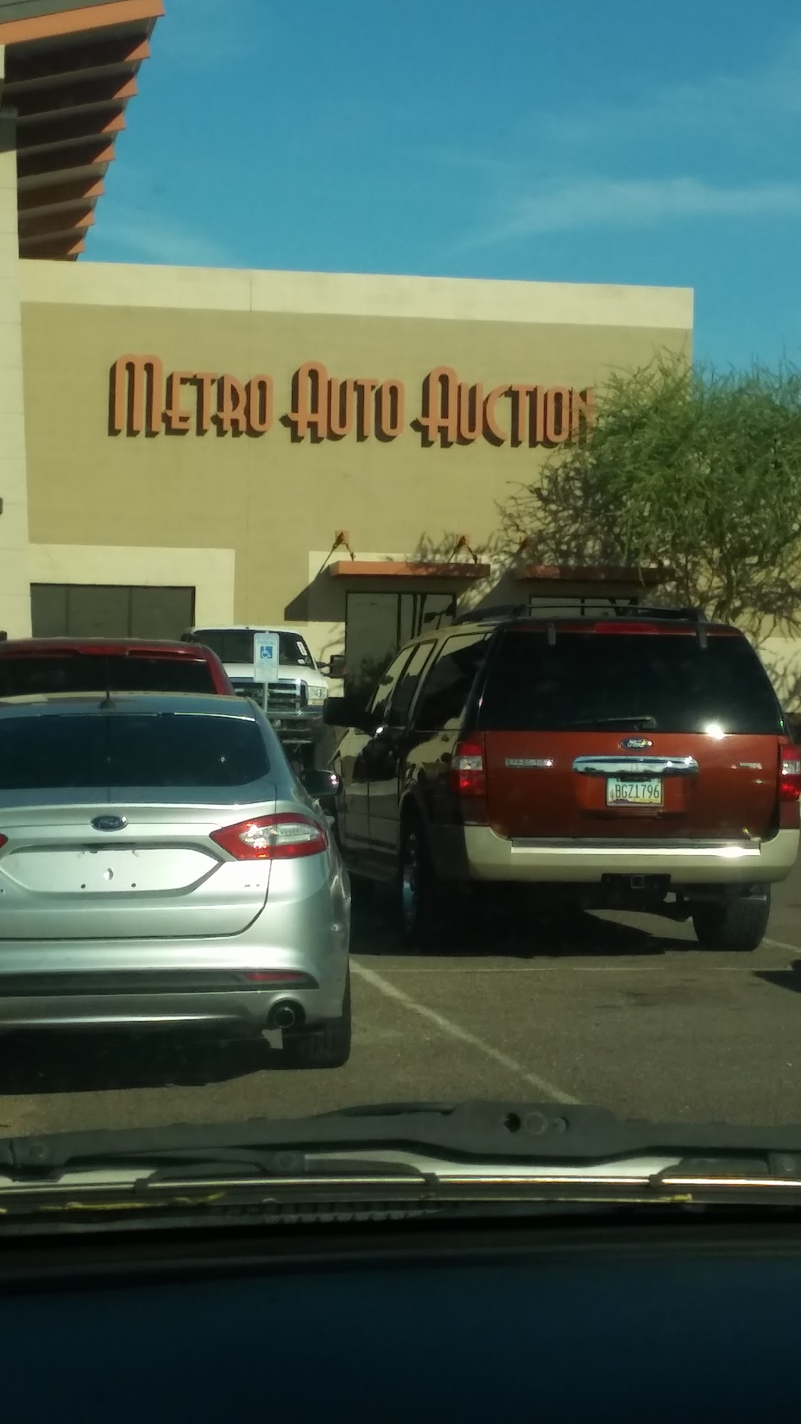 METRO AUTO AUCTION - Phoenix AZ - Hours, Directions, Reviews - Loc8NearMe