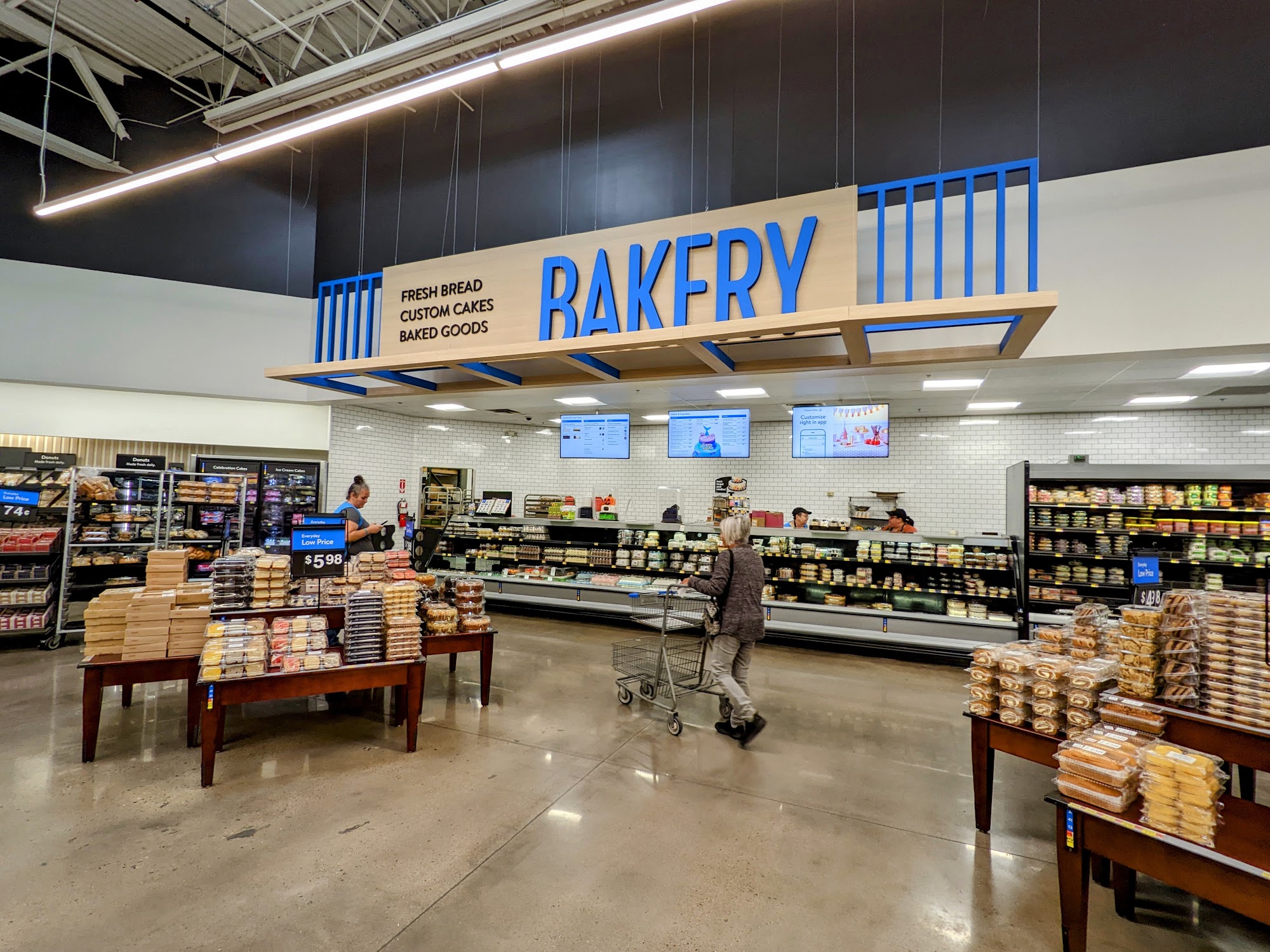 WALMART SUPERCENTER - 5401 S White Mountain Rd, Show Low AZ - Hours ...