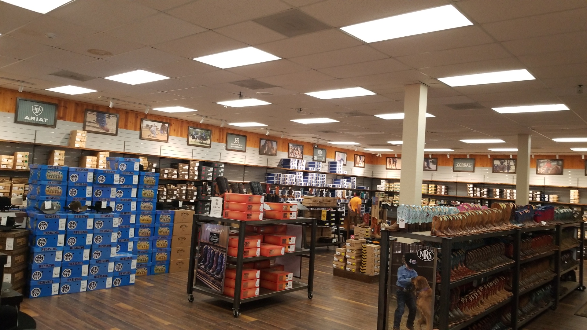 NRS - NATIONAL ROPER'S SUPPLY - Wickenburg AZ - Hours, Directions ...