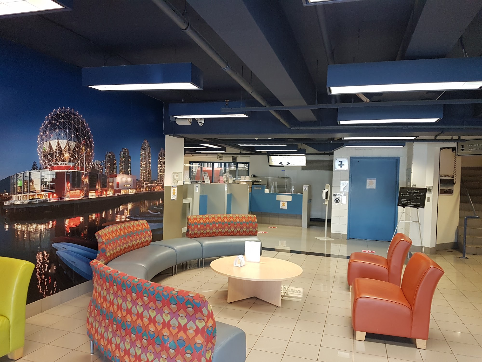 DUECK GM ON MARINE CHEVROLET BUICK CADILLAC GMC - Vancouver BC - Hours ...