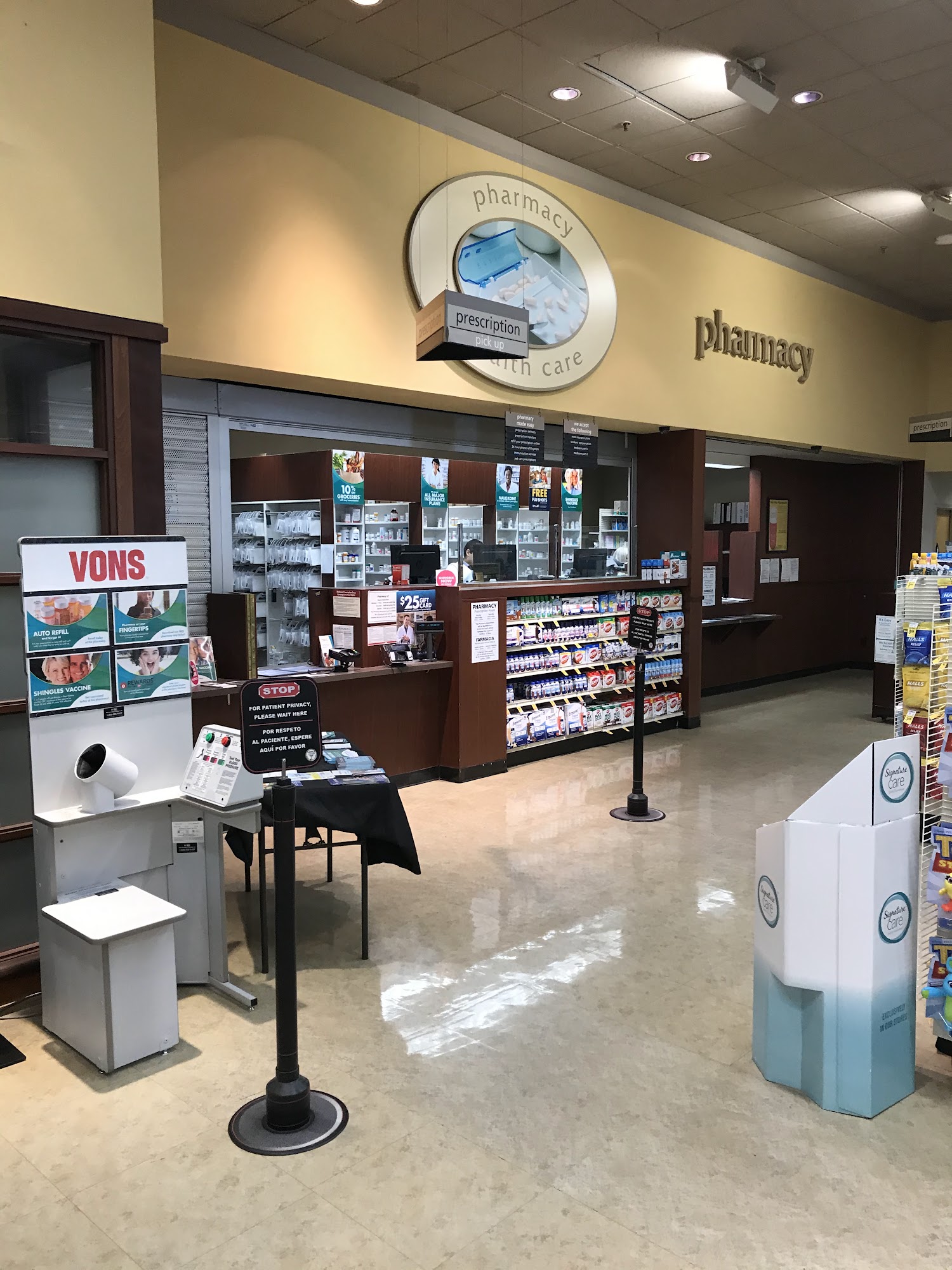 VONS - 4500 Coffee Rd, Bakersfield CA - Hours, Directions, Reviews ...