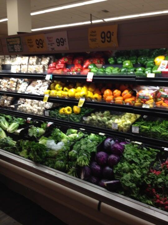 VONS - 4500 Coffee Rd, Bakersfield CA - Hours, Directions, Reviews ...