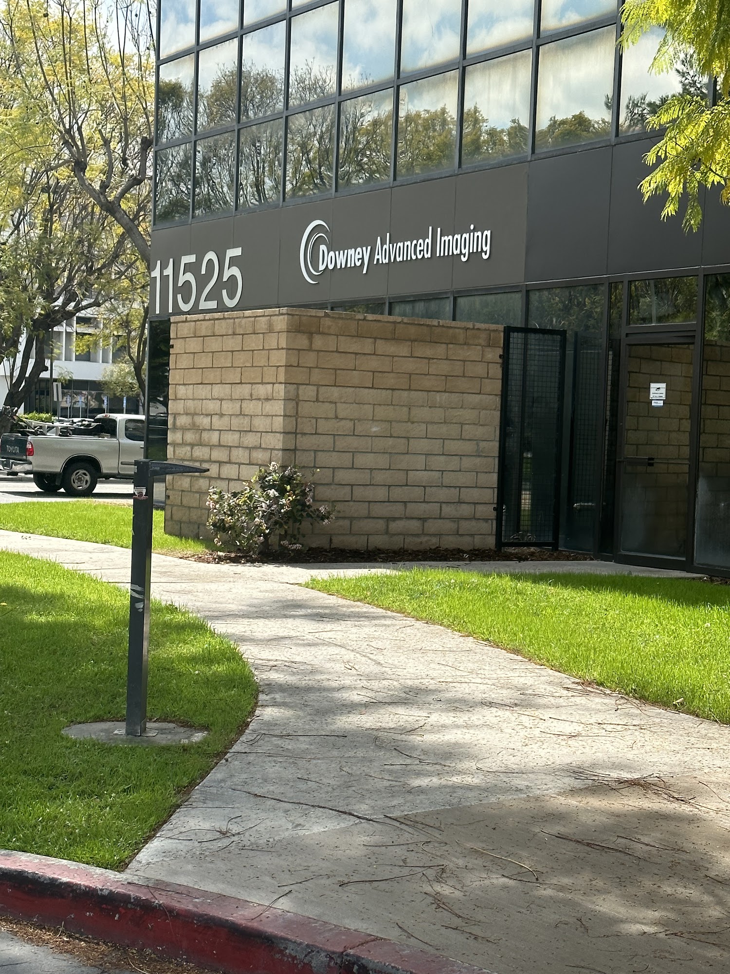 DOWNEY ADVANCED IMAGING CENTER - Downey CA - Hours, Directions, Reviews ...