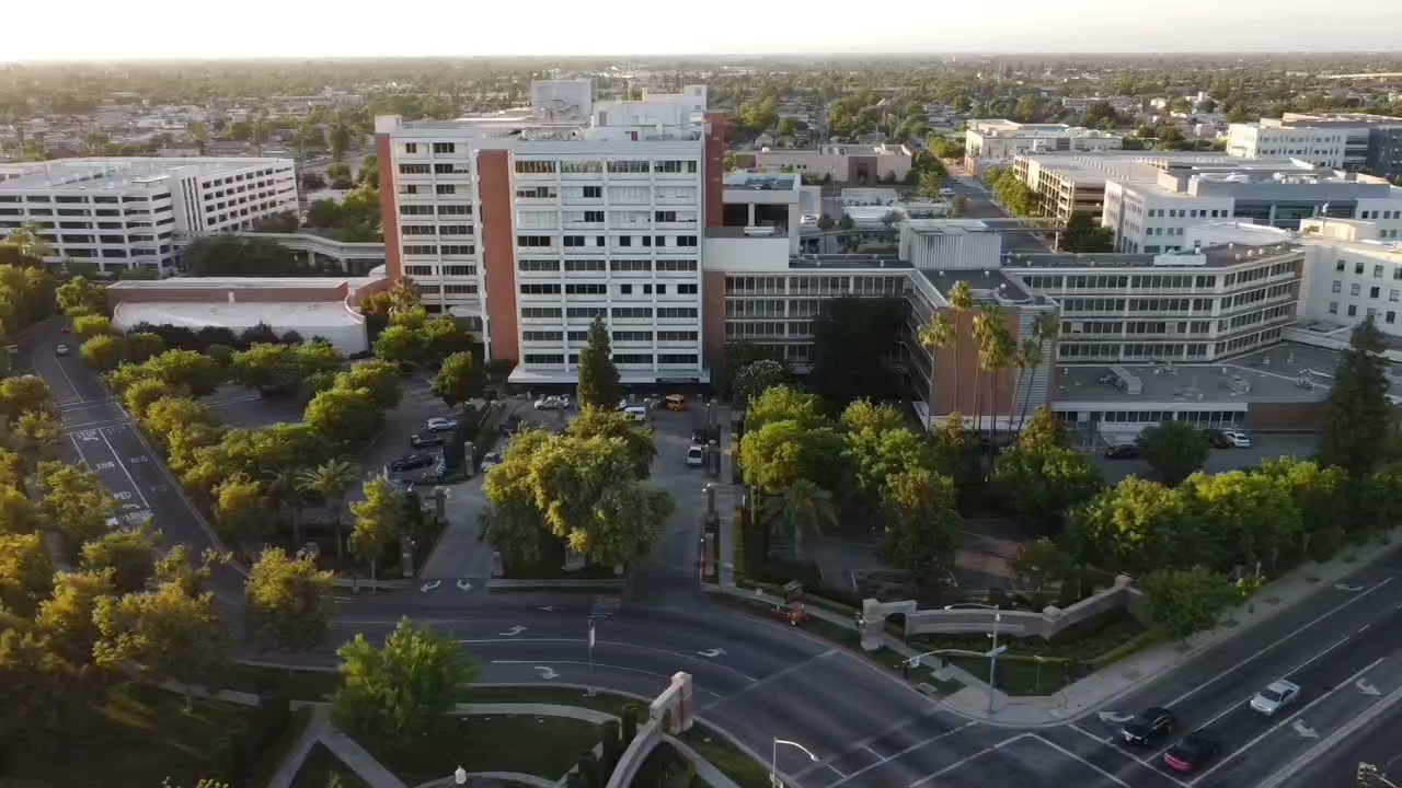 COMMUNITY REGIONAL MEDICAL CENTER - Fresno CA - Hours, Directions ...