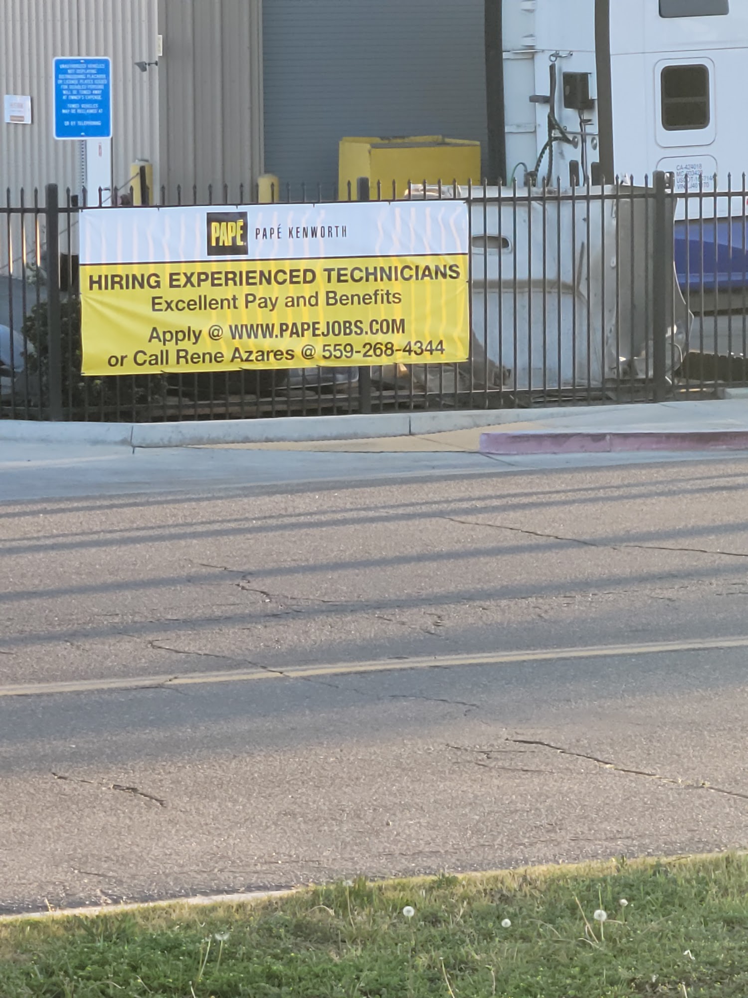 PAPÉ KENWORTH - Fresno CA - Hours, Directions, Reviews - Loc8NearMe