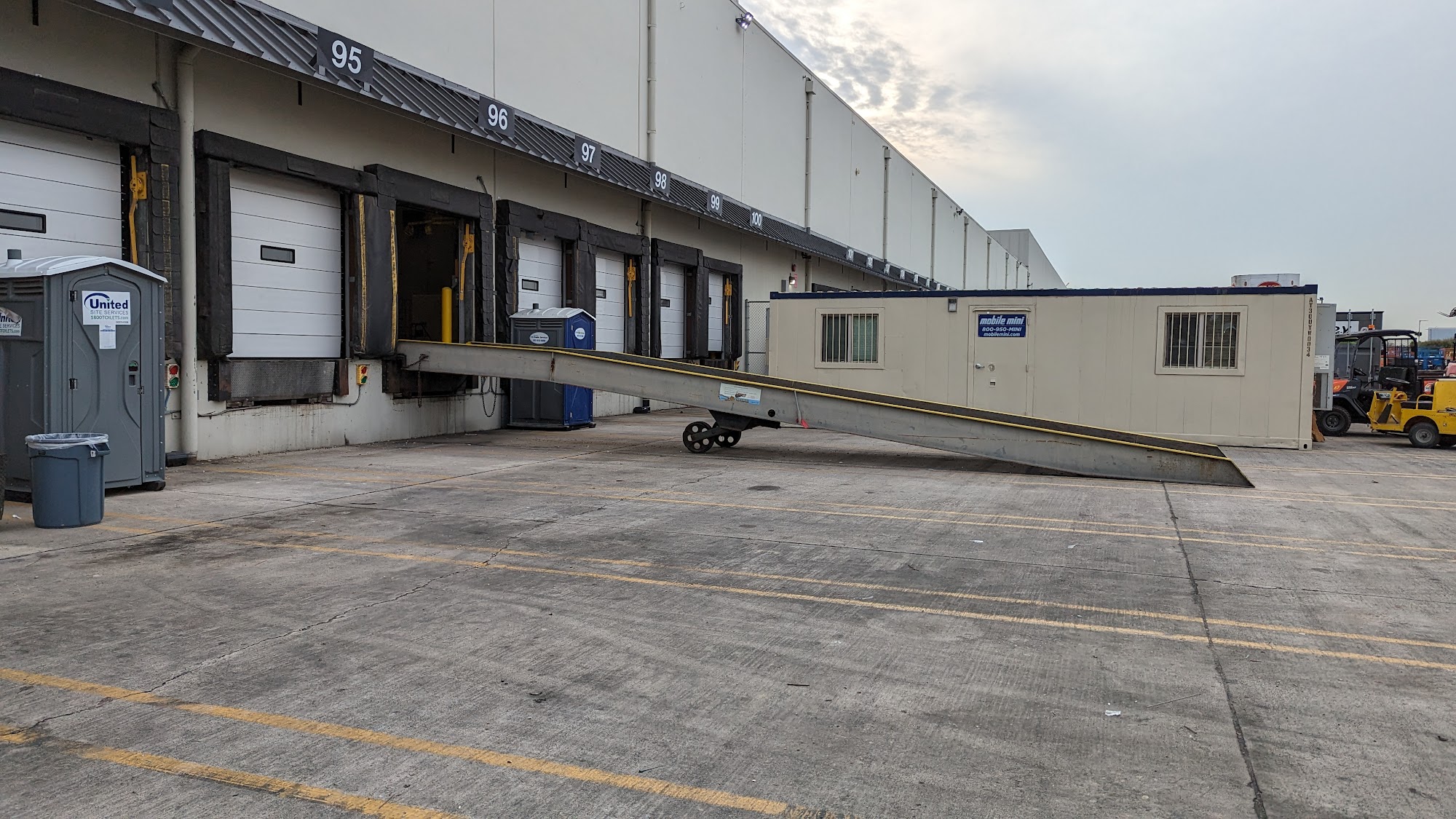 ALBERTSONS DISTRIBUTION CENTER - Irvine CA - Hours, Directions, Reviews ...