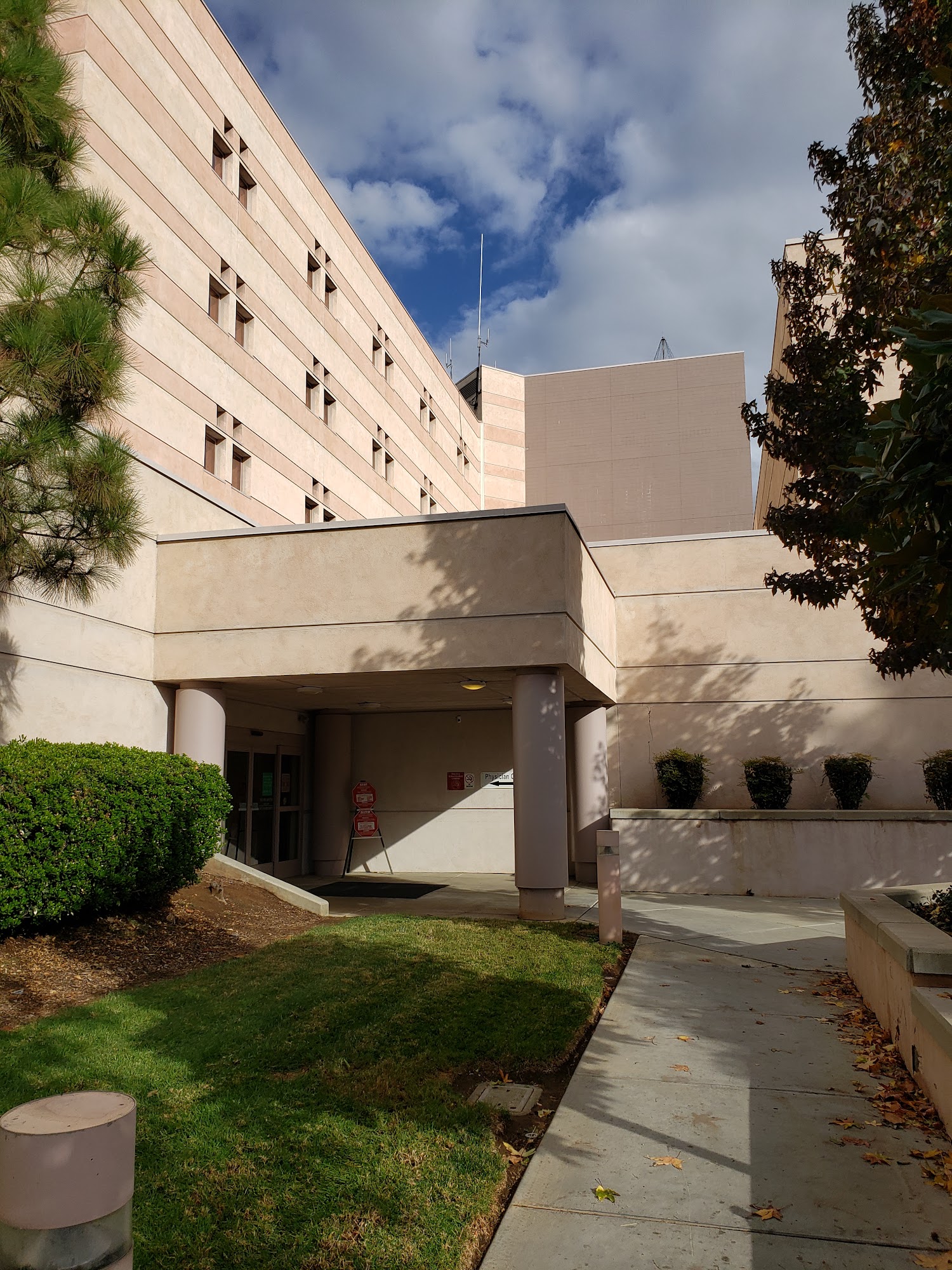 MENIFEE GLOBAL MEDICAL CENTER - Menifee CA - Hours, Directions, Reviews ...