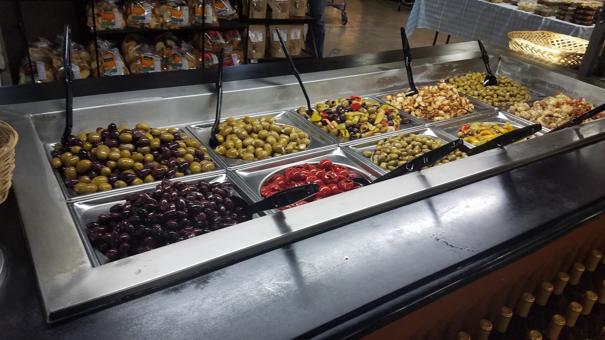 CALIFORNIA FRESH MARKET - Pismo Beach CA - Hours, Directions, Reviews ...