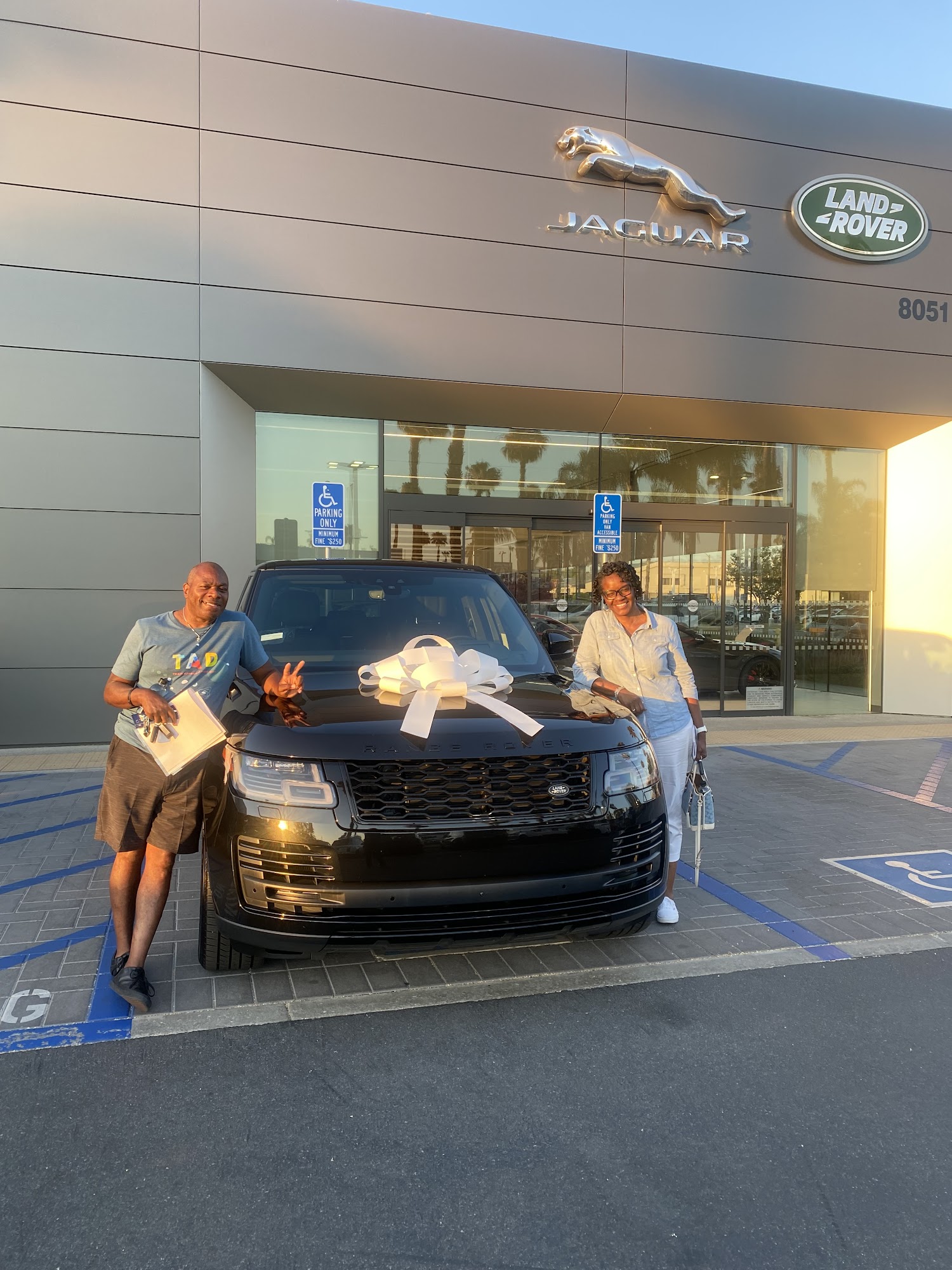 LAND ROVER RIVERSIDE - Riverside CA - Hours, Directions, Reviews ...