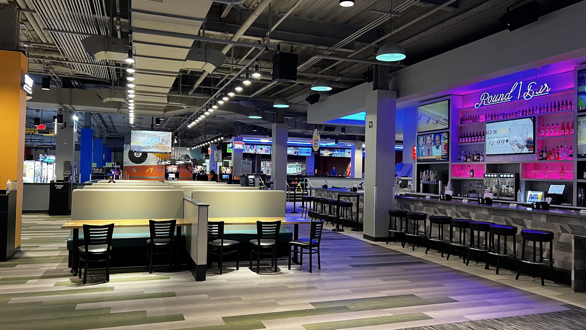 ROUND1 BOWLING & AMUSEMENT - Roseville CA - Hours, Directions, Reviews ...