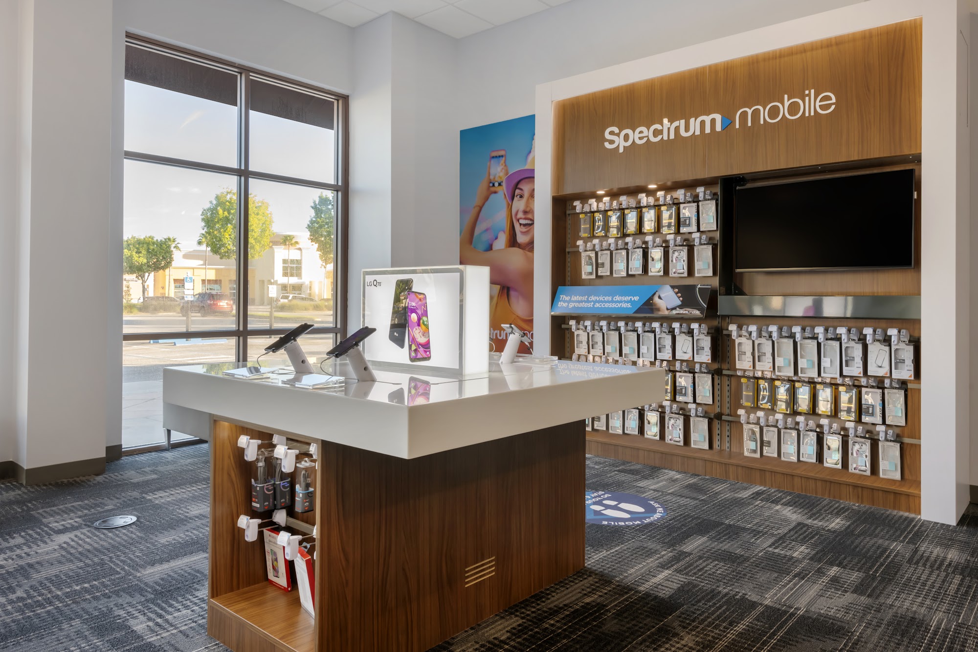 SPECTRUM STORE - 557 N Alafaya Trail Suite J03B, Orlando FL - Hours ...