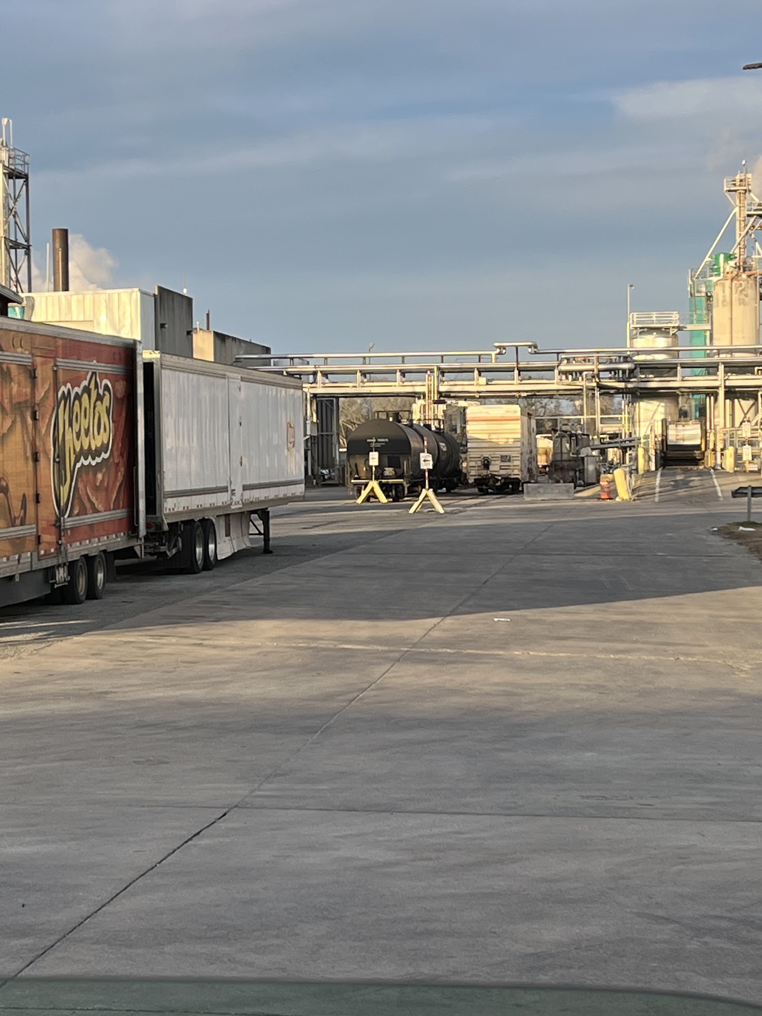 FRITO-LAY INC - GEORGIA WAREHOUSE - 1200 GA-247, Kathleen GA - Hours ...