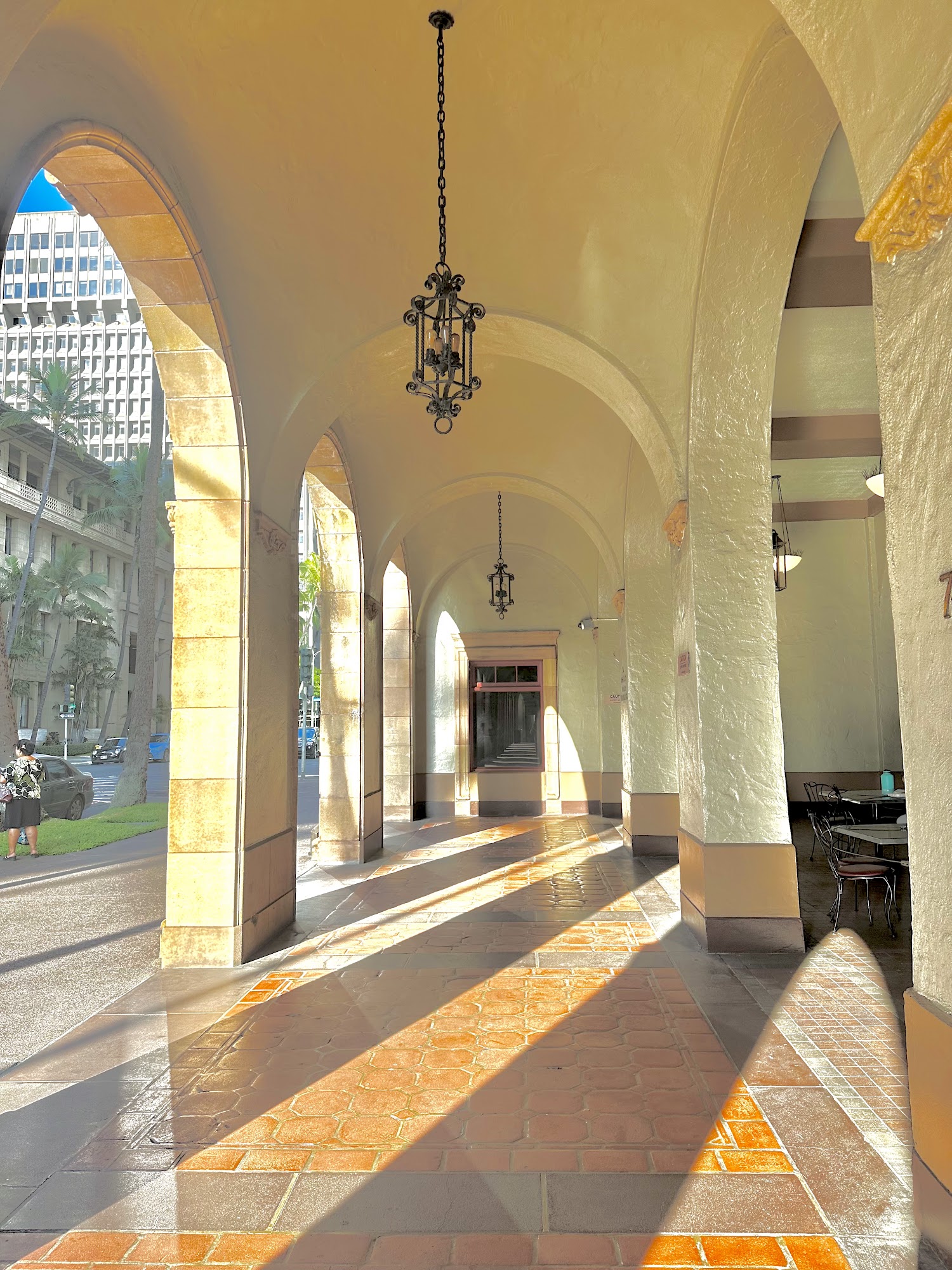 PACIFIC GUARDIAN CENTER MAUKA TOWER - Honolulu HI - Hours, Directions ...