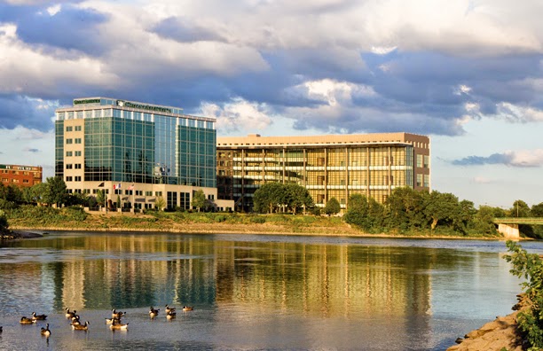 Greatamerica Financial Services Corporation Cedar Rapids Ia Hours
