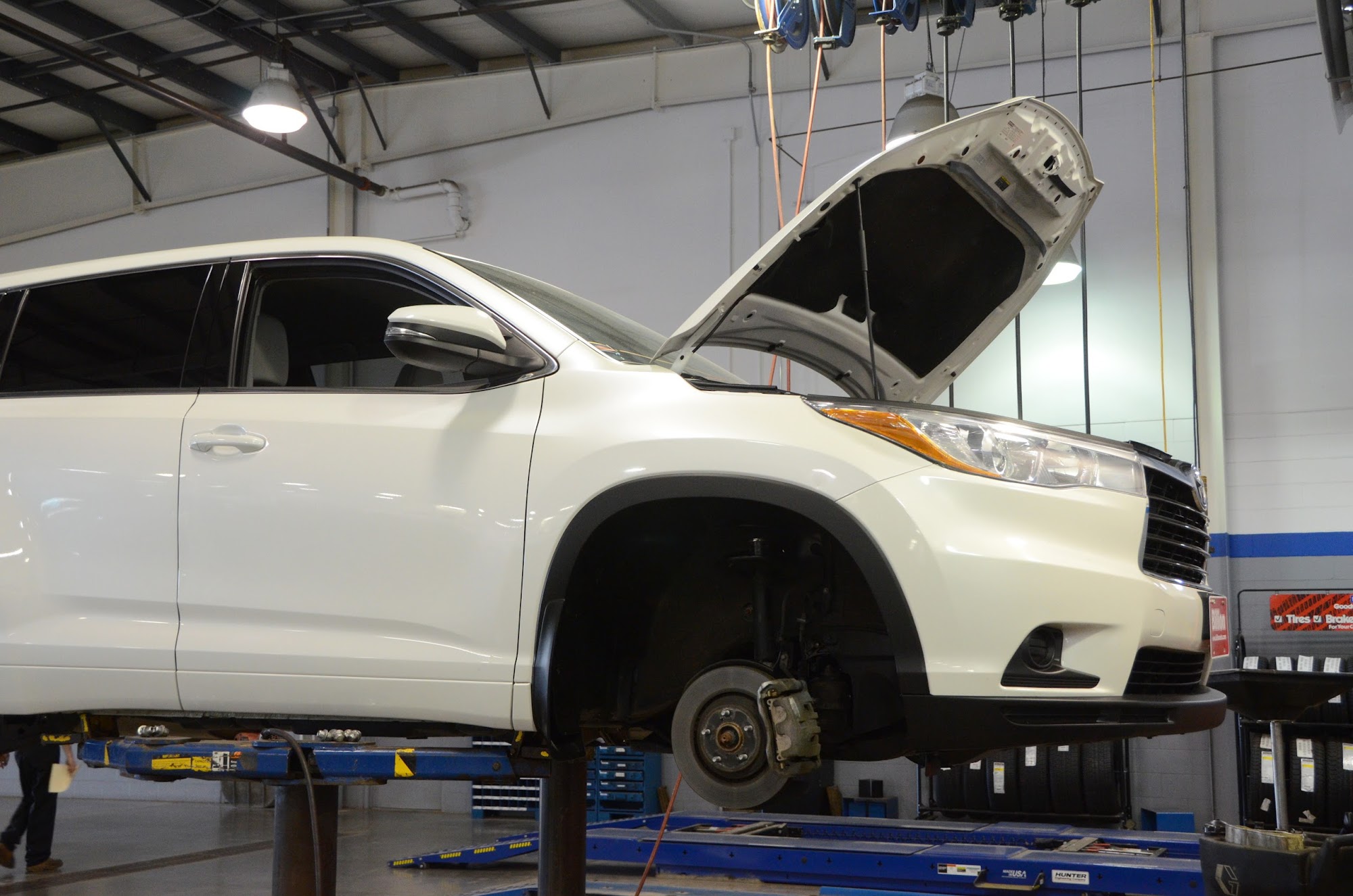 BILLION AUTO - CHEVY BUICK GMC OF CLINTON - Clinton IA - Hours ...