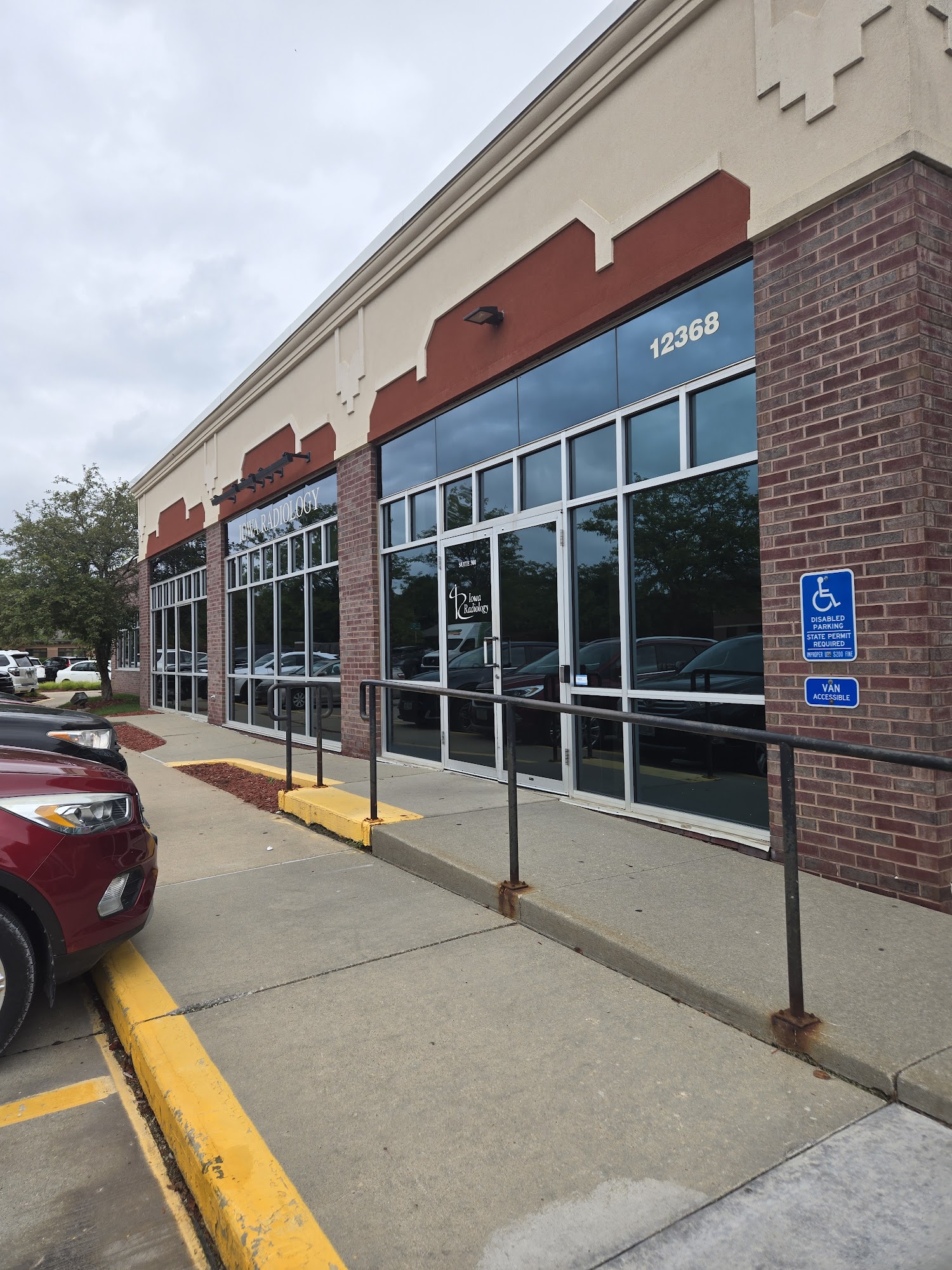 IOWA RADIOLOGY - CLIVE - Clive IA - Hours, Directions, Reviews - Loc8NearMe