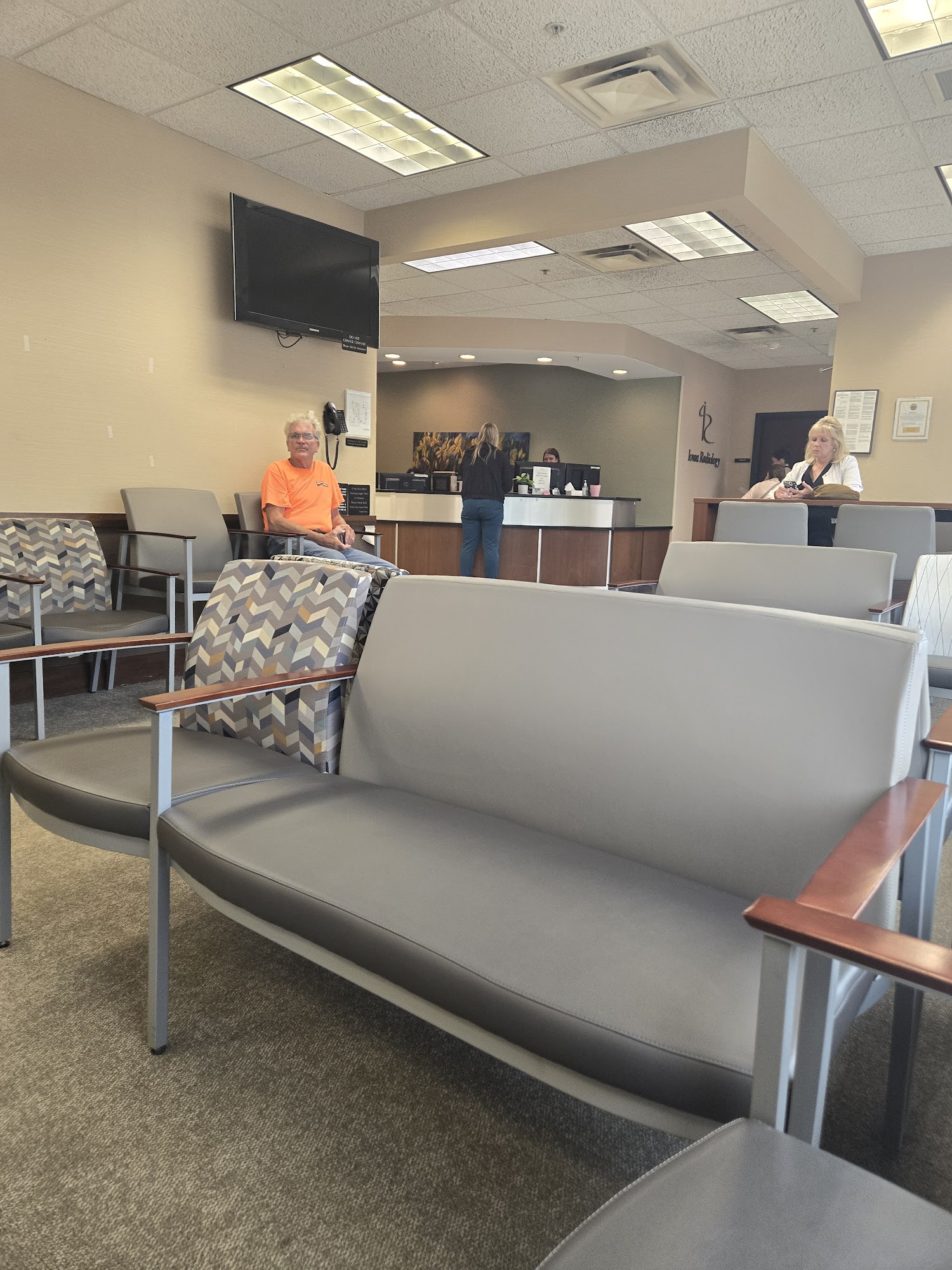 IOWA RADIOLOGY - CLIVE - Clive IA - Hours, Directions, Reviews - Loc8NearMe