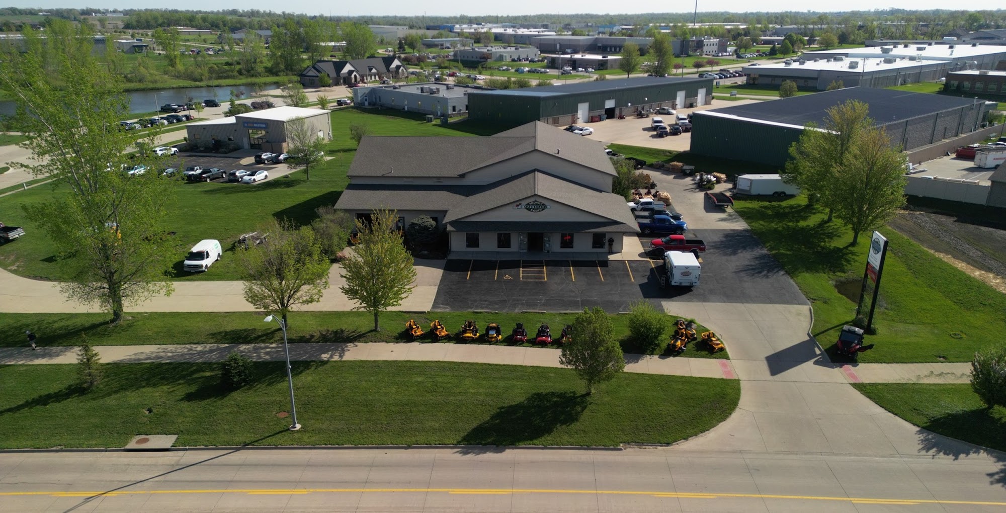 MIDWAY OUTDOOR EQUIPMENT INC - Hiawatha IA - Hours, Directions, Reviews ...