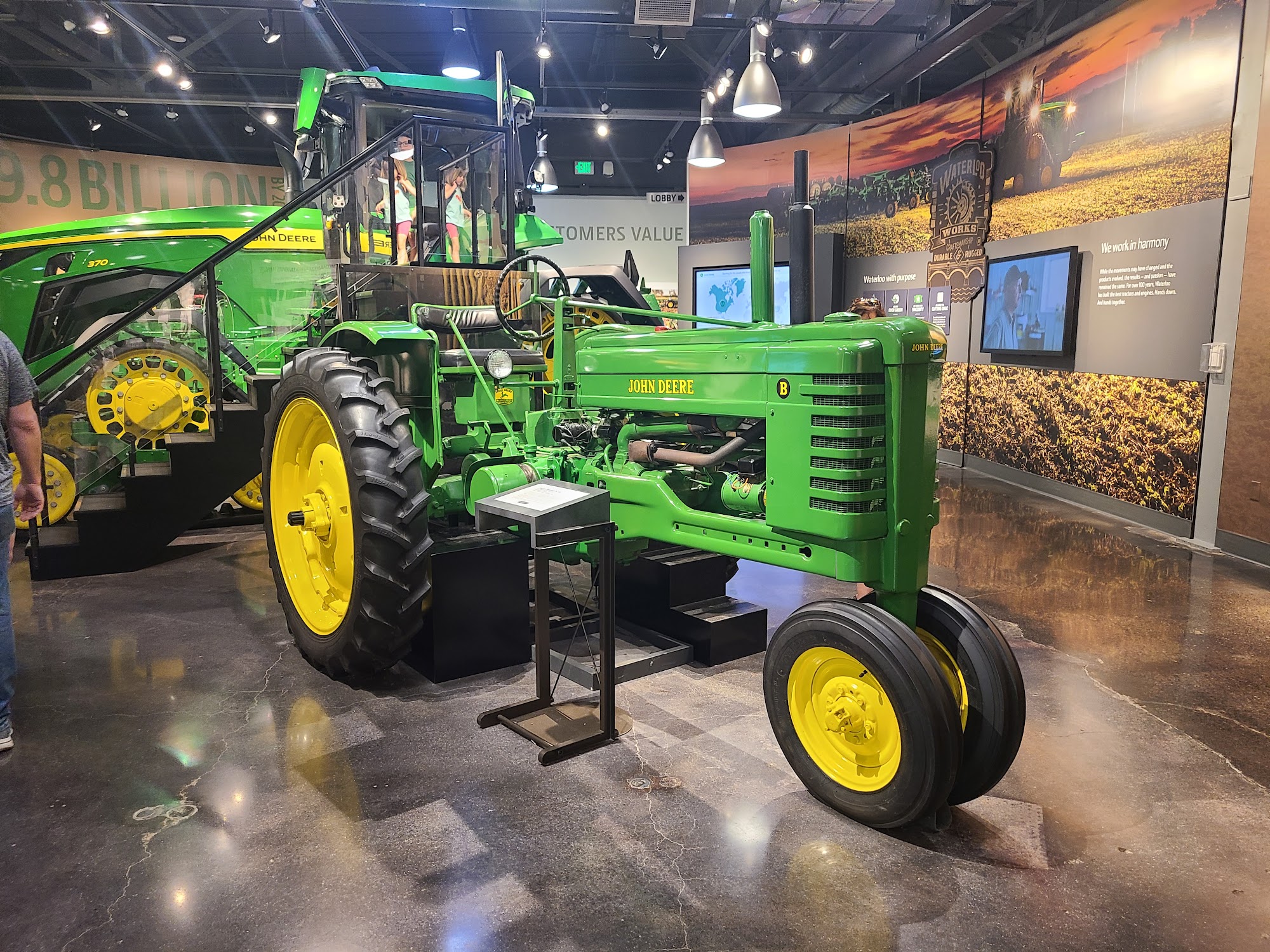 JOHN DEERE TRACTOR & ENGINE MUSEUM - Waterloo IA - Hours, Directions ...