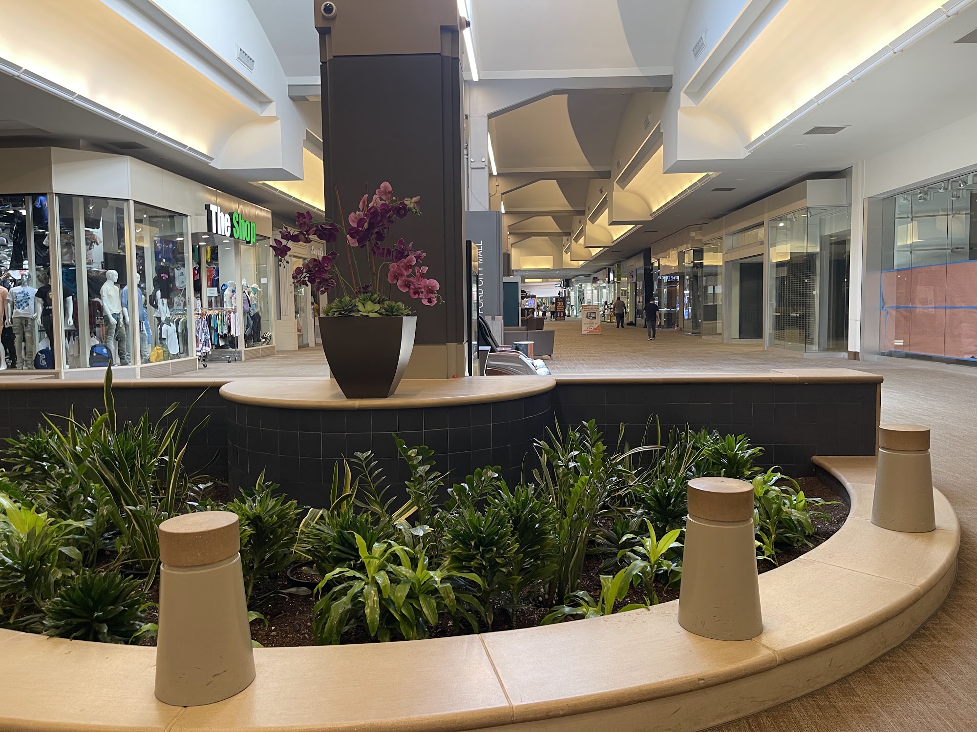 FORD CITY MALL - Chicago IL - Hours, Directions, Reviews - Loc8NearMe