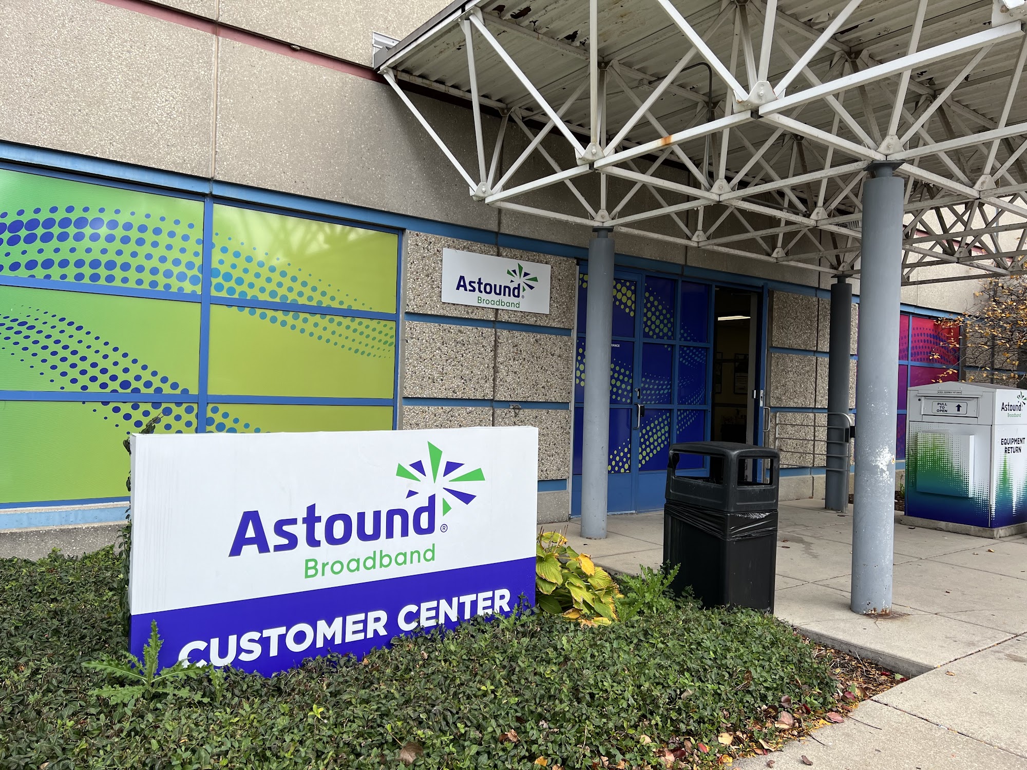 ASTOUND BROADBAND POWERED BY RCN - Chicago IL - Hours, Directions ...