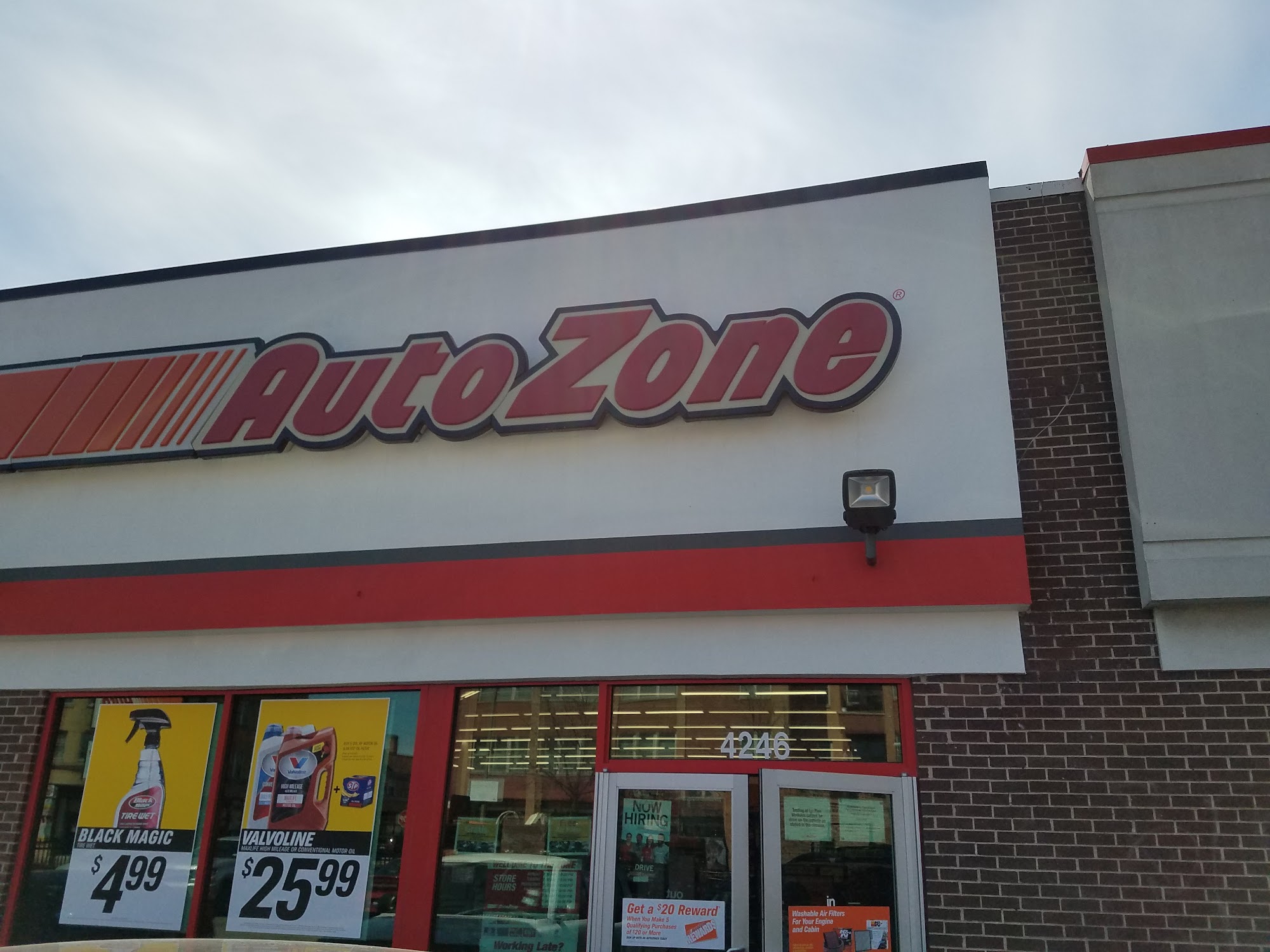AUTOZONE AUTO PARTS - 4246 N Kedzie Ave, Chicago IL - Hours, Directions ...