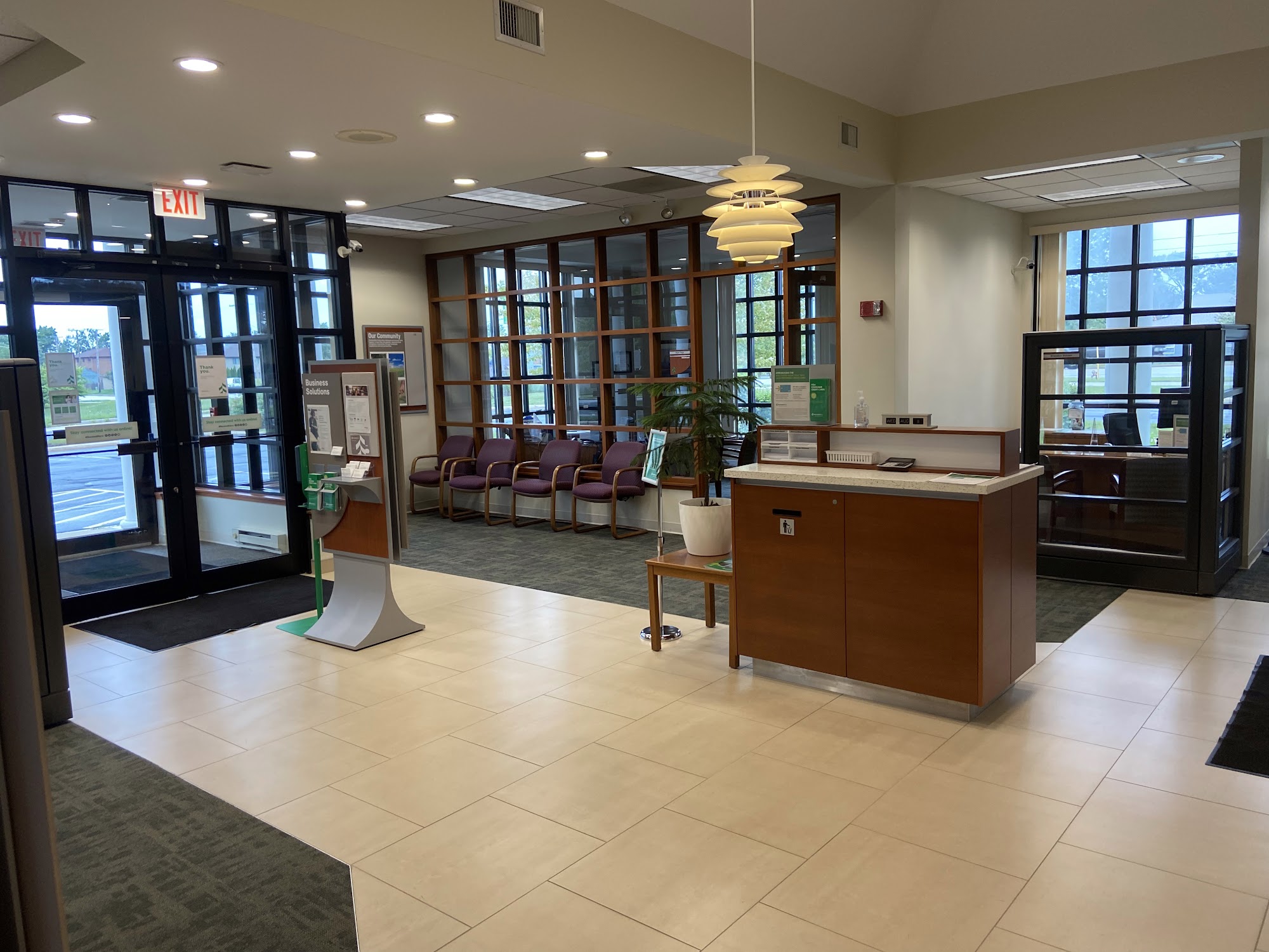 ASSOCIATED BANK - 300 N McLean Blvd, South Elgin IL - Hours, Directions ...
