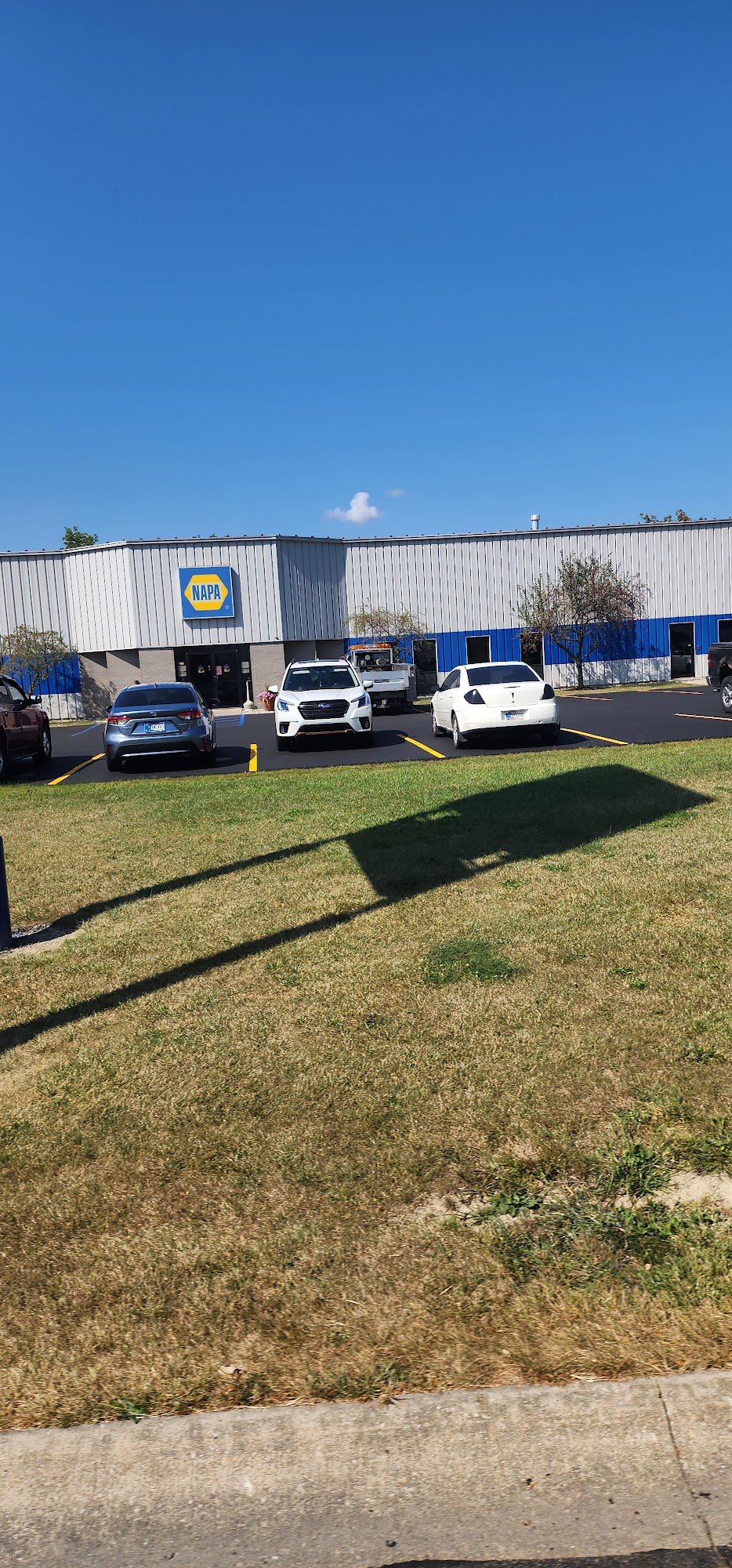 NAPA AUTO PARTS - RIDGE FT WAYNE CO INC - 630 Ave of Autos, Fort Wayne ...