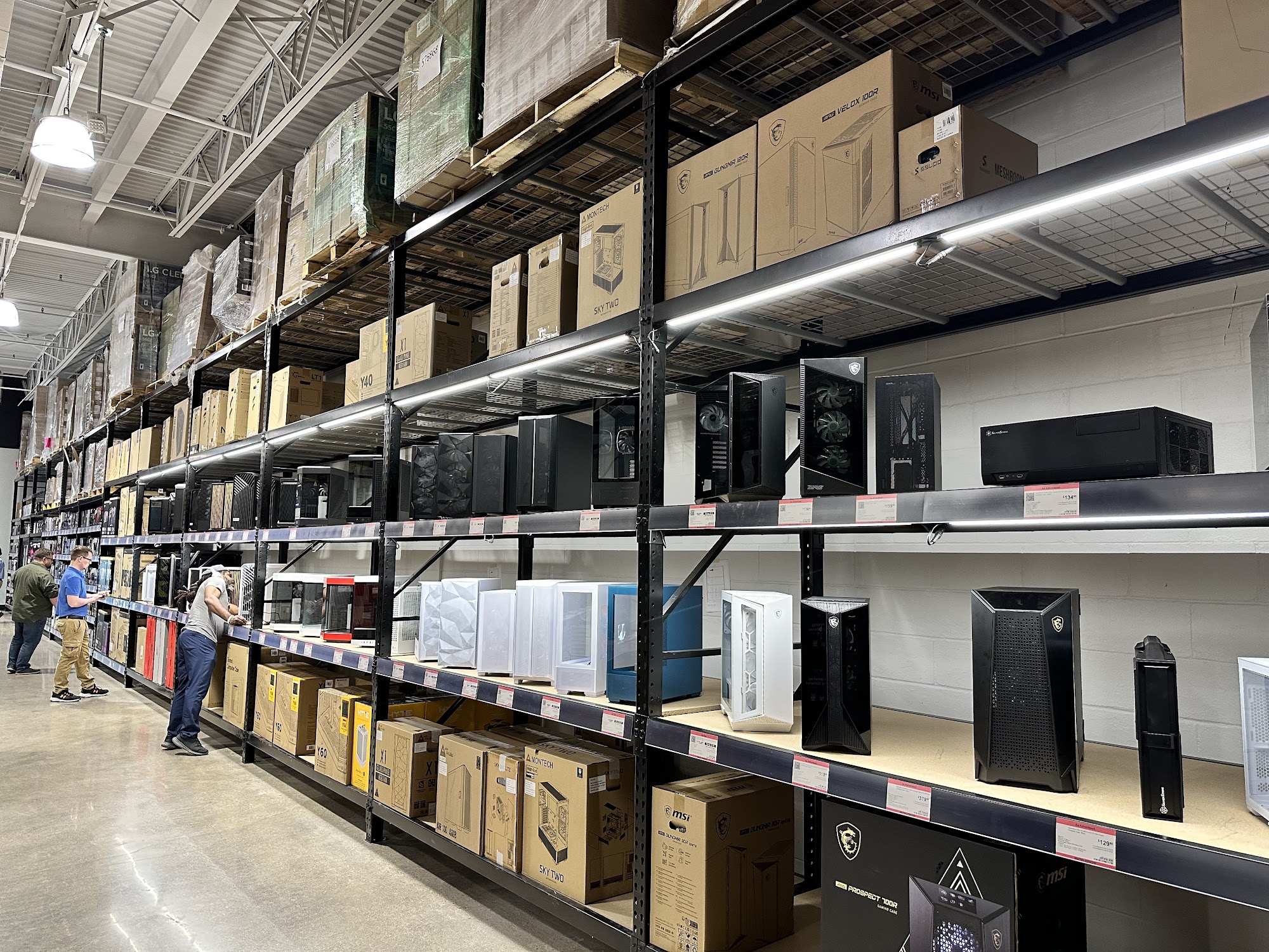 MICRO CENTER - Indianapolis IN - Hours, Directions, Reviews - Loc8NearMe