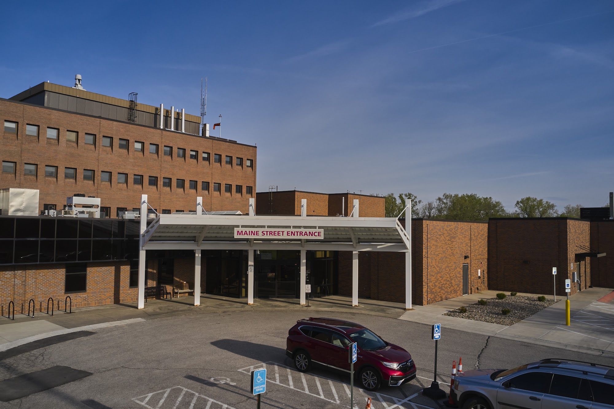 LMH HEALTH (LAWRENCE MEMORIAL HOSPITAL) - Lawrence KS - Hours ...