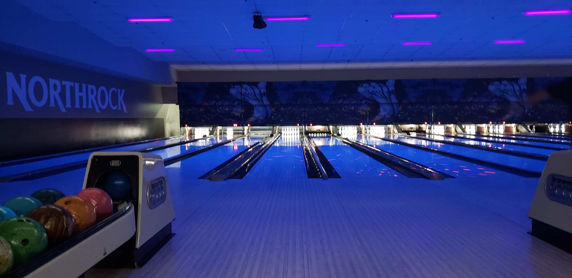 BOWLERO NORTHROCK - Wichita KS - Hours, Directions, Reviews - Loc8NearMe