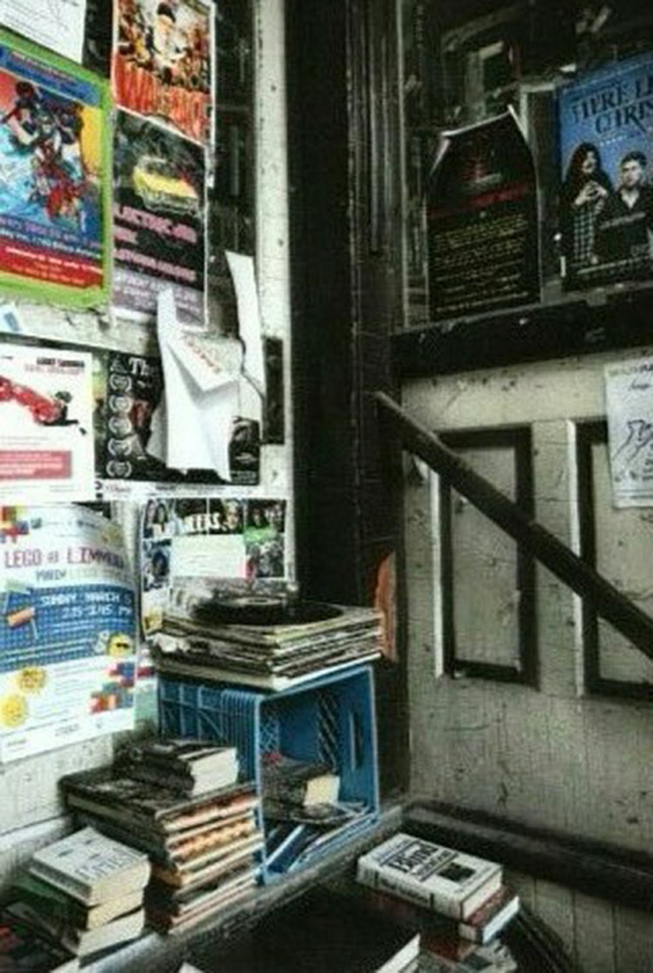 RED RIVER BOOK STORE - Winnipeg MB - Hours, Directions, Reviews ...