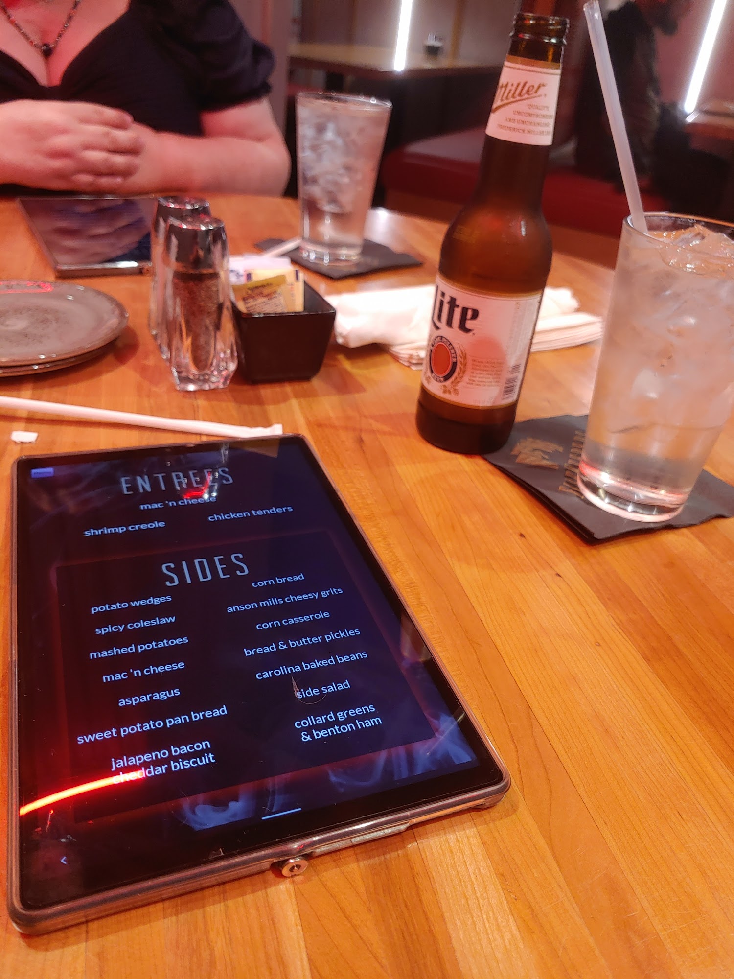 Menu for Smoke ‘N Fire at FireKeepers Casino Hotel, Battle Creek, MI ...