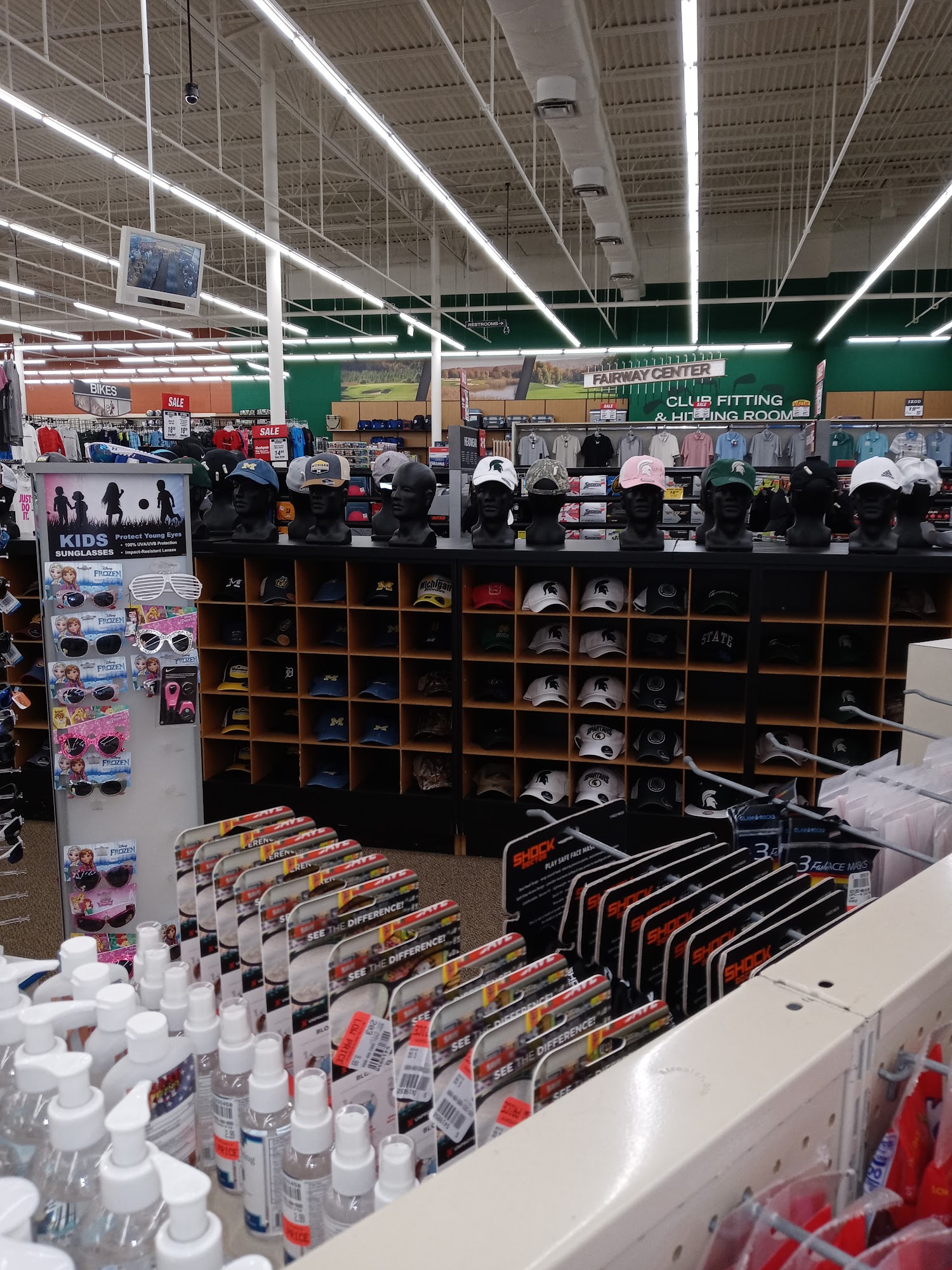 DUNHAM'S SPORTS - 51328 Gratiot Ave, Chesterfield MI - Hours ...