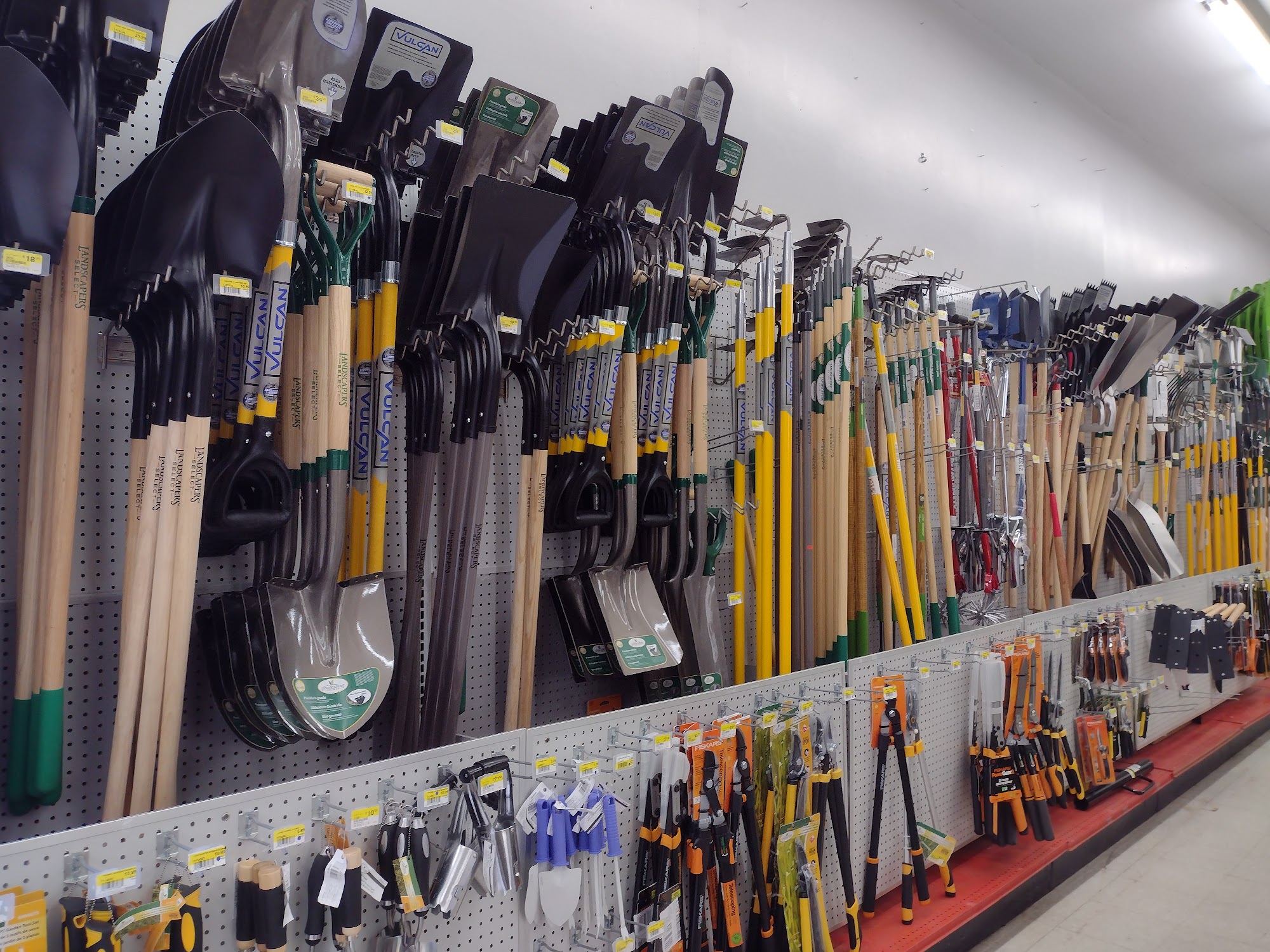 LUMBERJACK BUILDING CENTERS - New Baltimore MI - Hours, Directions ...