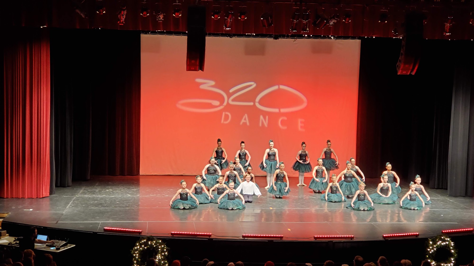 LIBERTY COMMUNITY CENTER - Liberty MO - Hours, Directions, Reviews ...