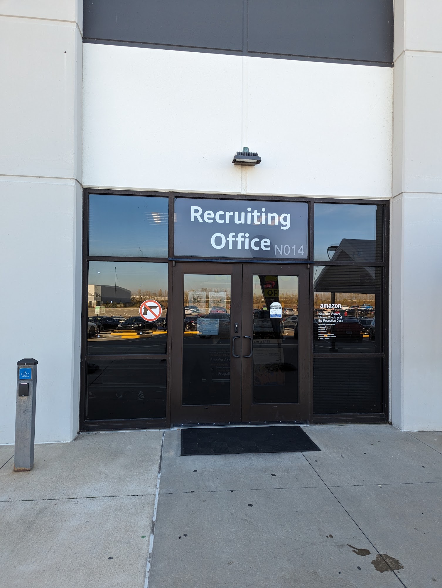 AMAZON FULFILLMENT CENTER STL8 - St. Peters MO - Hours, Directions ...