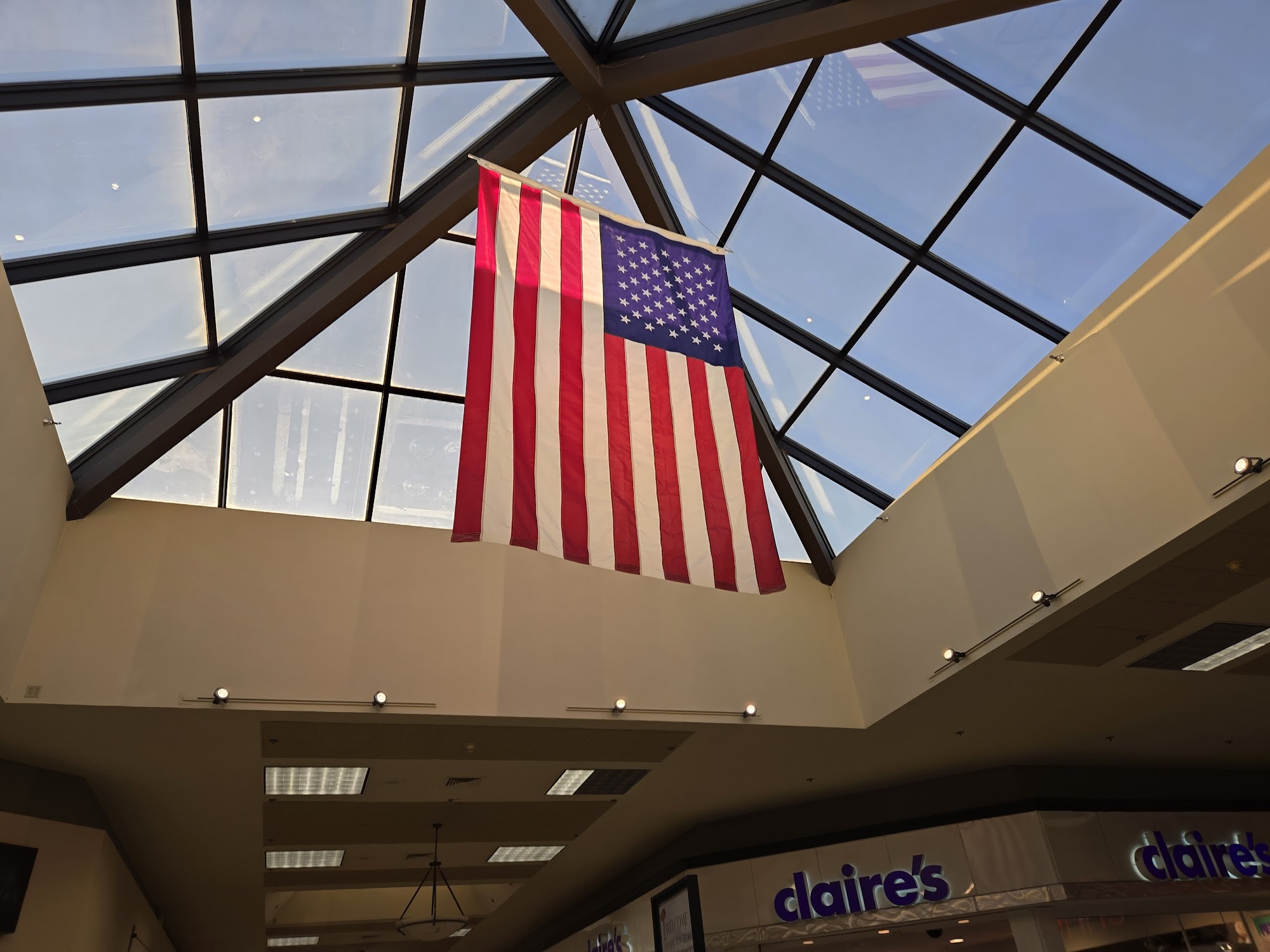 KALISPELL CENTER MALL - Kalispell MT - Hours, Directions, Reviews ...