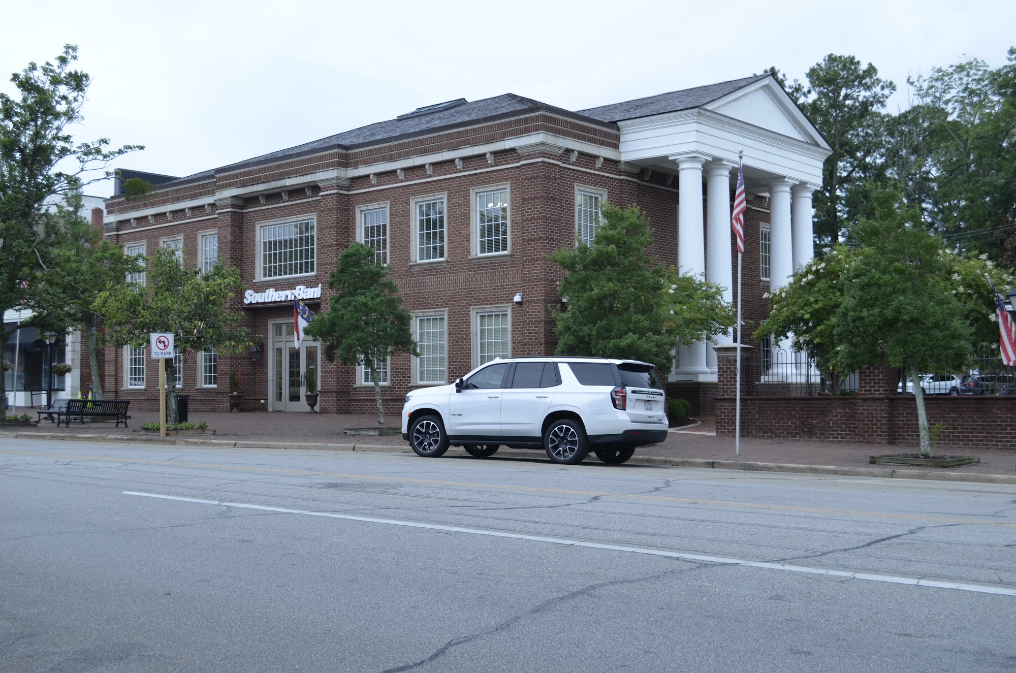 SOUTHERN BANK - EDENTON - 101 W Queen St, Edenton NC - Hours ...