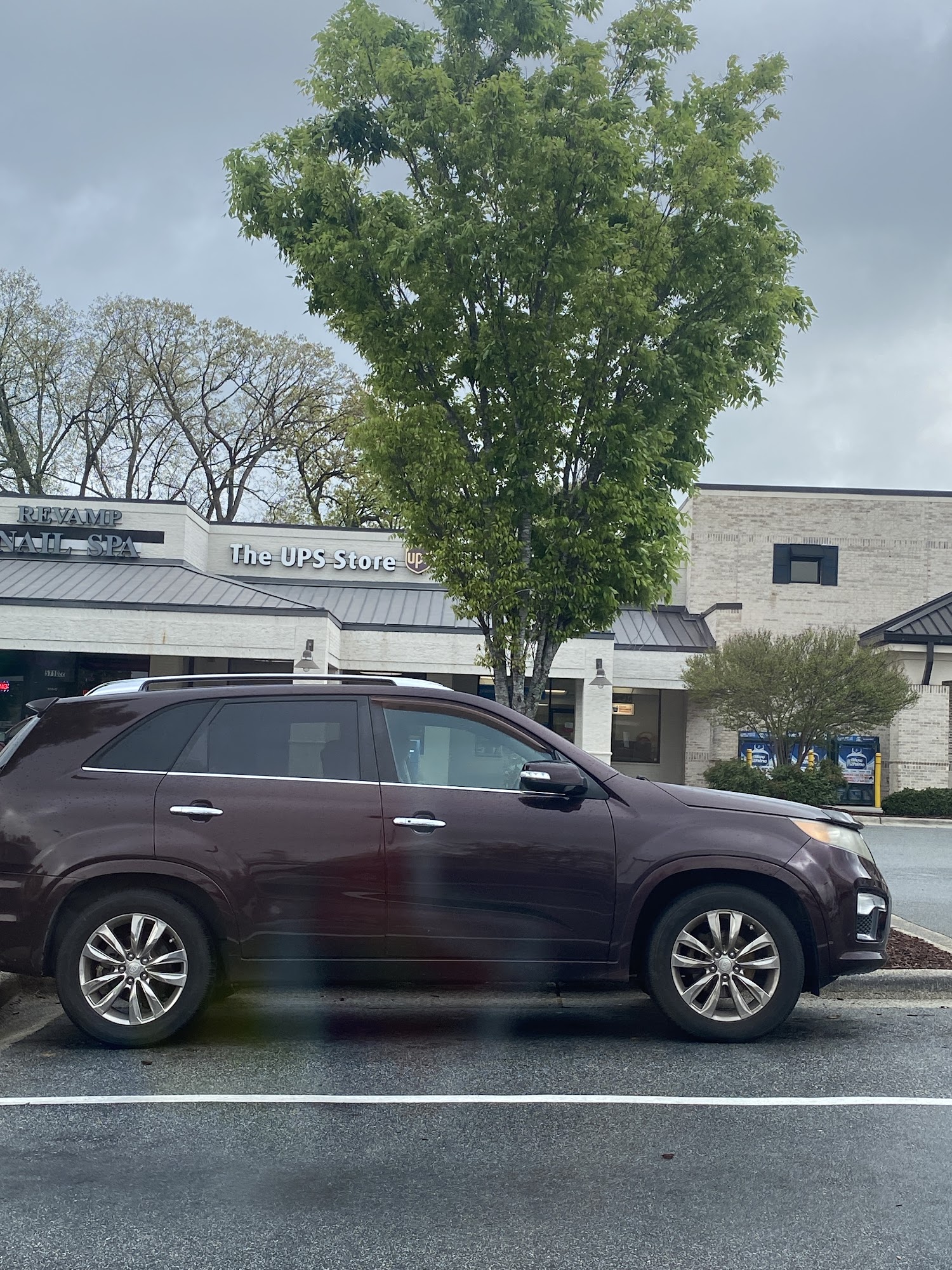 THE UPS STORE - 5710 W Gate City Blvd Ste K, Greensboro NC - Hours ...